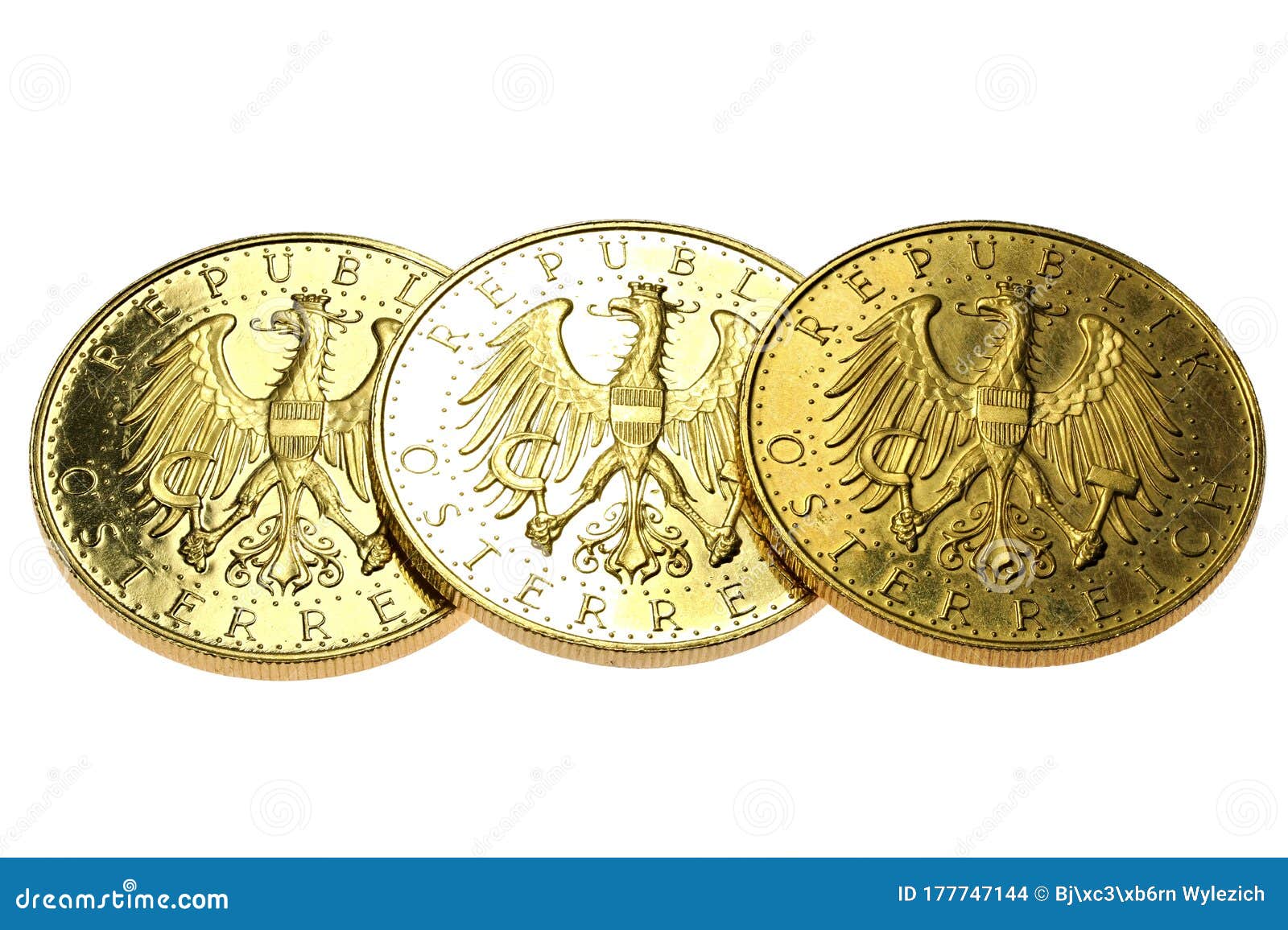 Monedas De Oro De 100 Chelines Foto de archivo - Imagen de metal ...