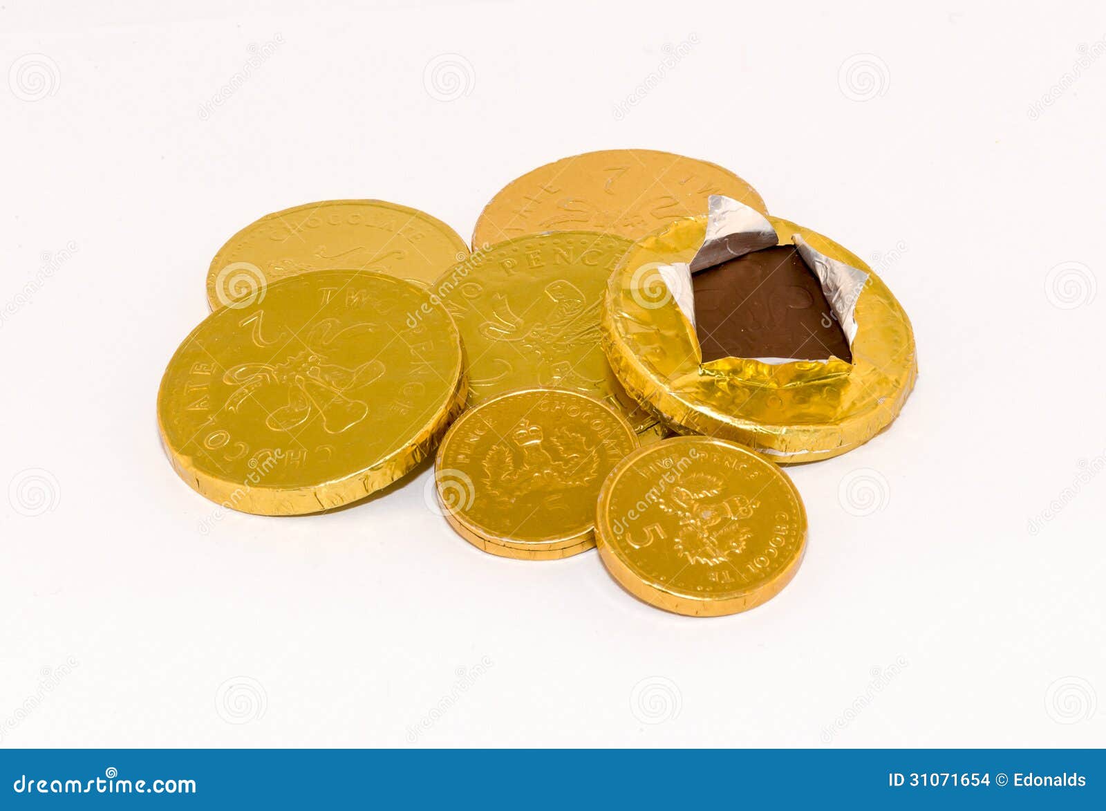 Monedas del chocolate foto de archivo. Imagen de hoja - 31071654
