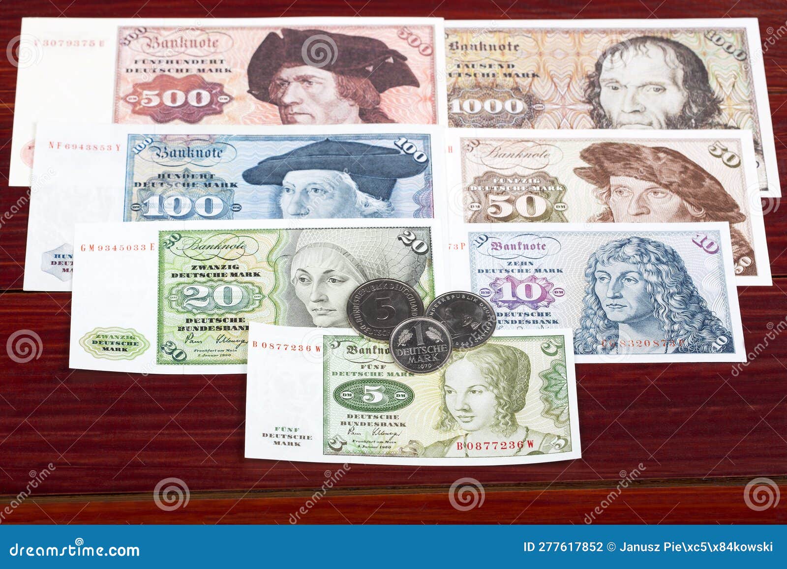 Monedas Y Billetes De Banco De Alemania Occidental Foto de archivo ...