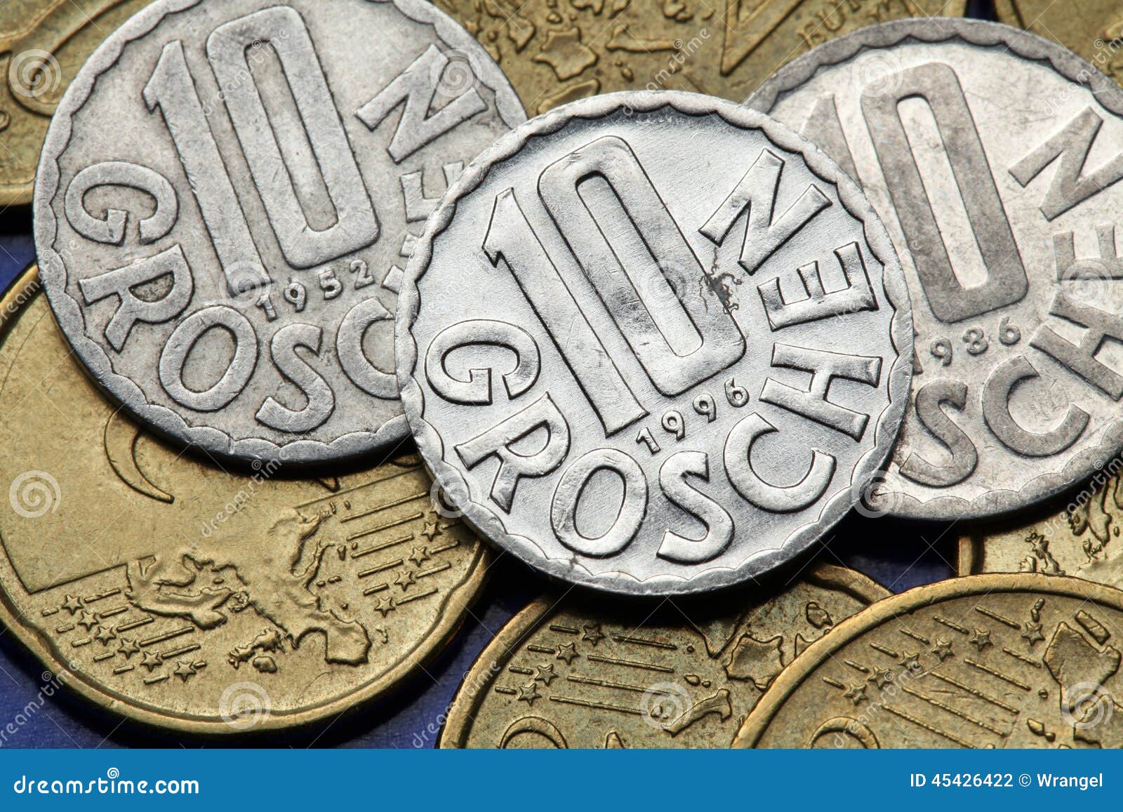 Monete della Croazia fotografia stock. Immagine di marrone - 45426422