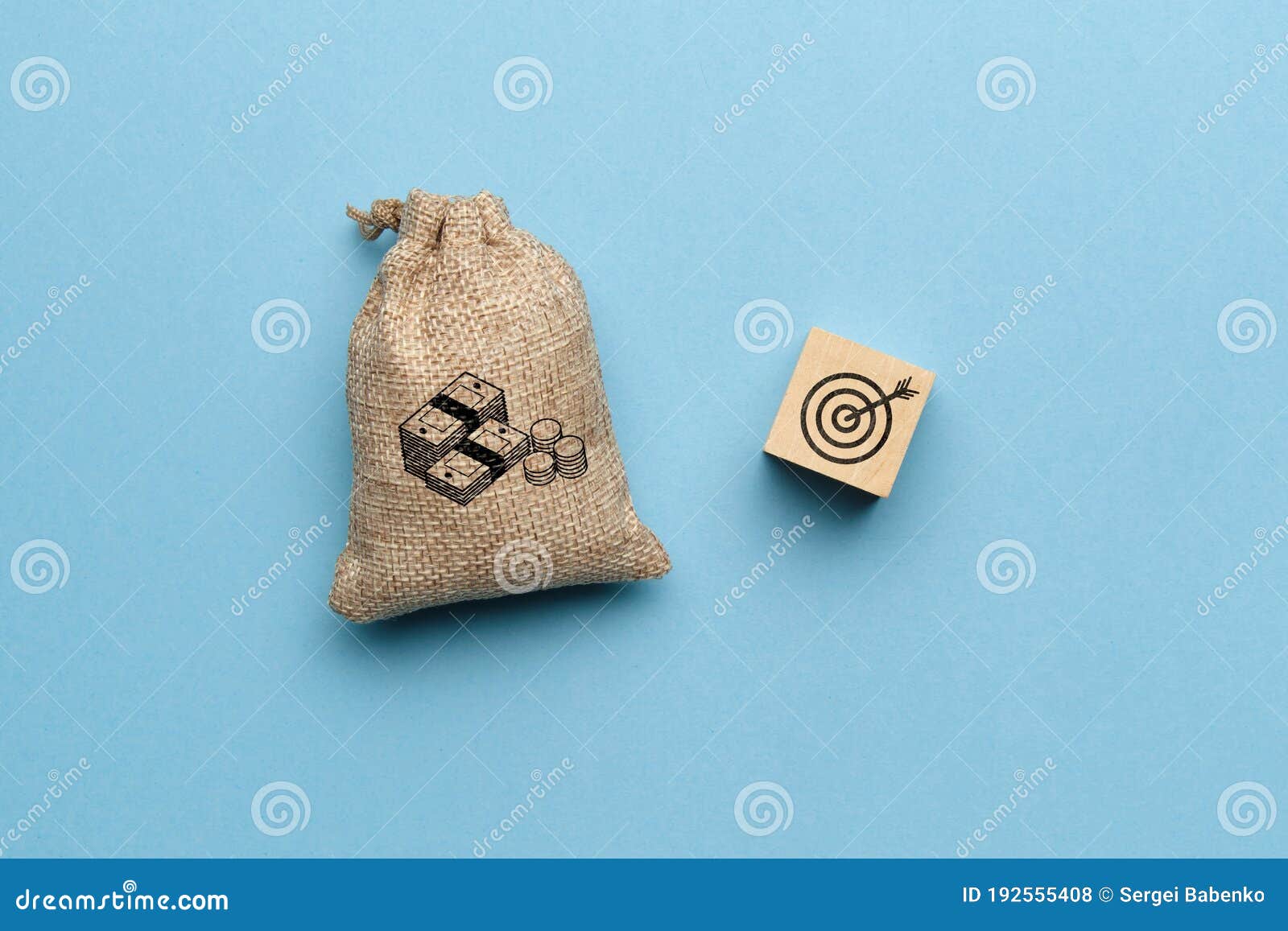 Money Goal Concept. Money Bag Next To Target Icon Stock Photo - Image ...