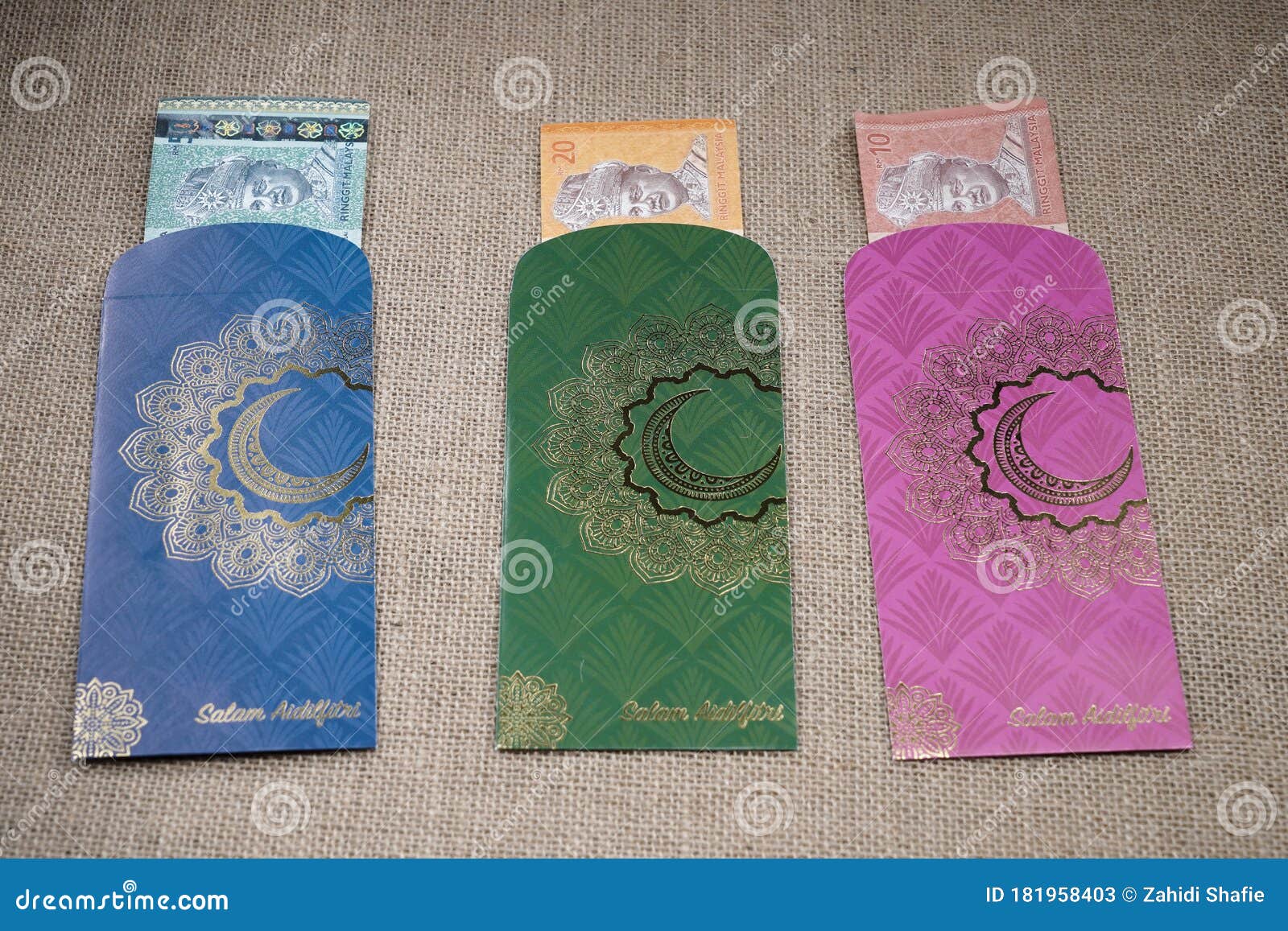 Money Packet or `Sampul Raya` Stock Image - Image of fitr, fabric ...