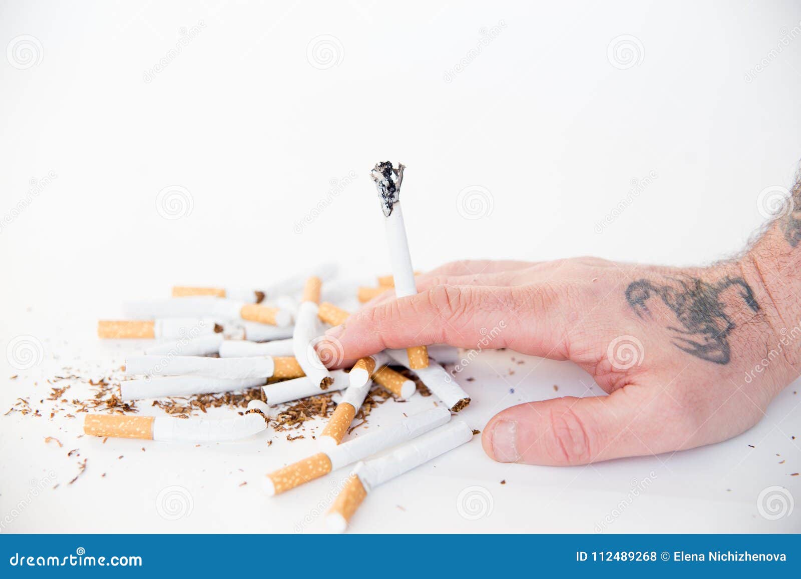 Money quit save smoking 库存照片. 图片 包括有 生活方式, 致瘾, 麻醉, 手指 - 112489268 Money quit save smoking 库存照片. 图片 包括有 生活方式, 致瘾, 麻醉, 手指 - 112489268