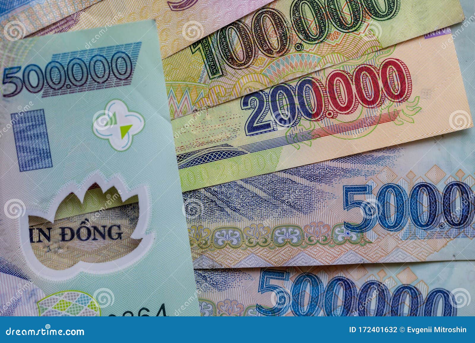 Money.Vietnamese banknotes stock photo. Image of vietnamese - 172401632