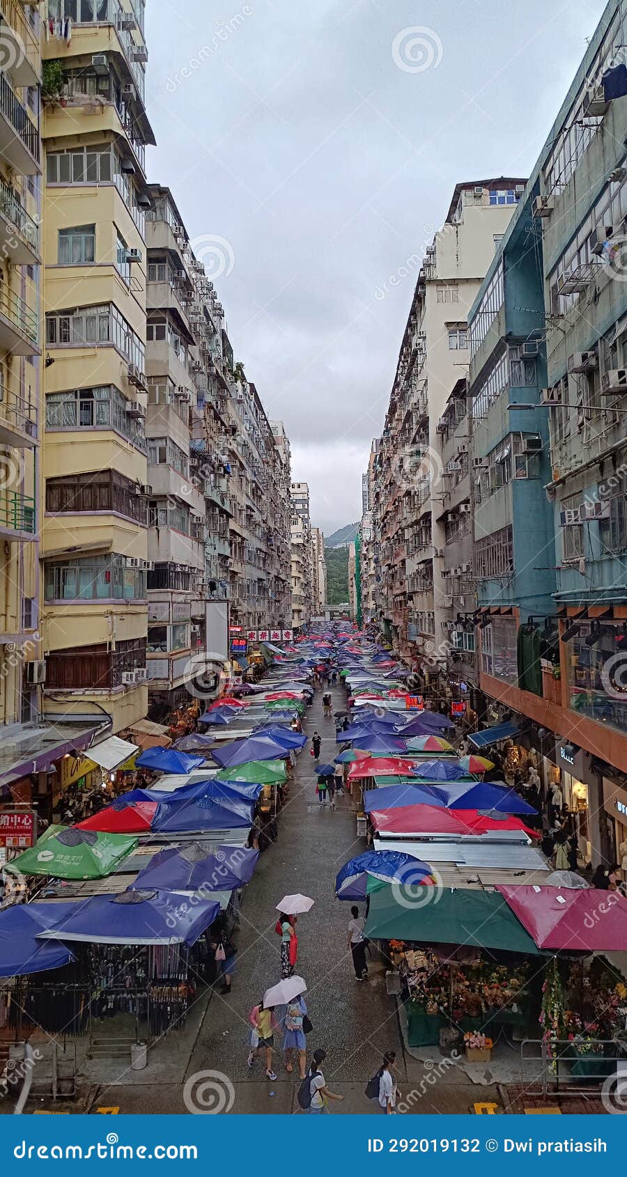 Exit B3 Stock Photos - Free & Royalty-Free Stock Photos from Dreamstime