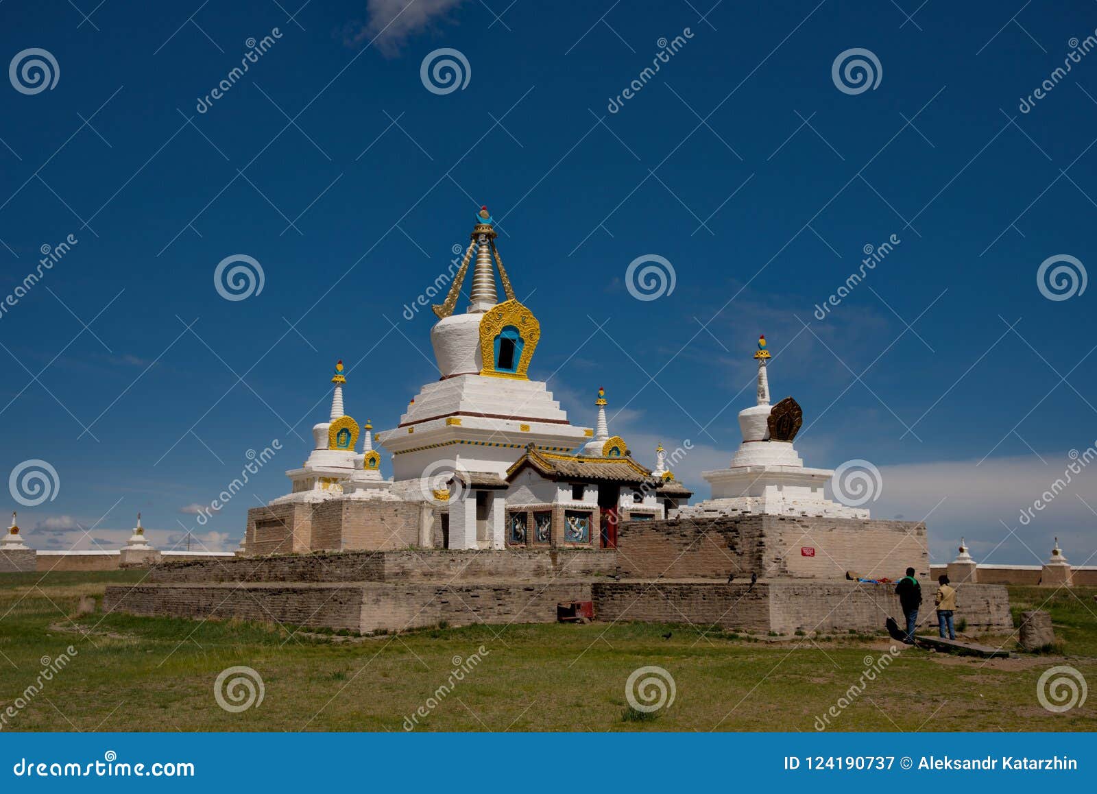 The Architecture of the Ancient Buddhist Monastery Editorial ...