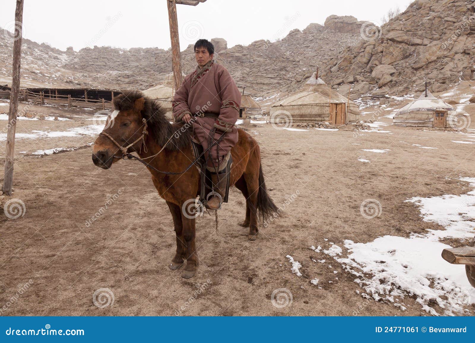 Mongolian Horseman and Ger Camp Editorial Photo - Image of empire, ride ...