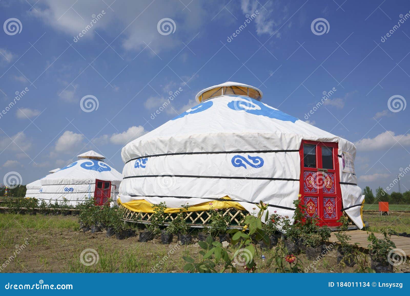 Prairie tribe editorial stock image. Image of tourism - 184011134