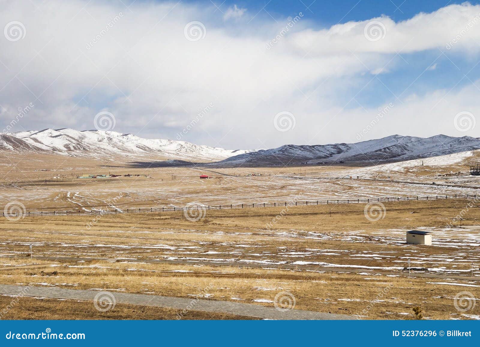 Mongoliet arkivfoto. Bild av grässlätt, liggande, askfat - 52376296