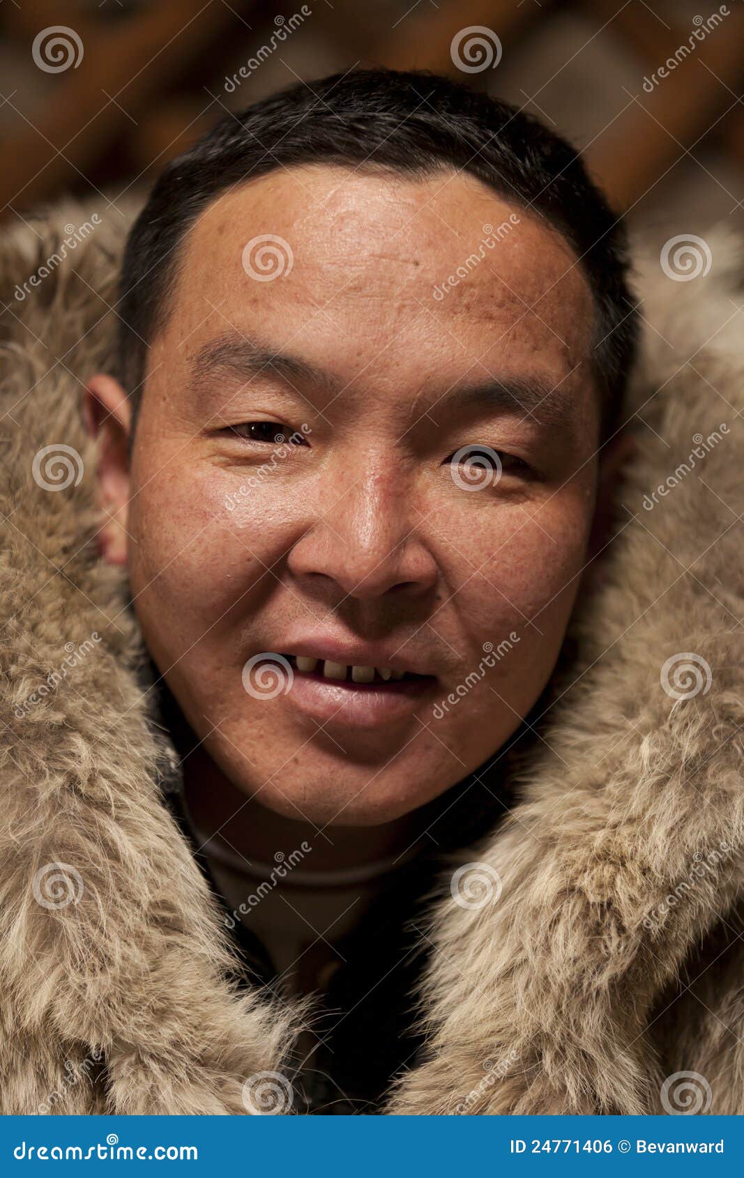 Mongoolse arbeider redactionele foto. Image of bevriezing - 24771406