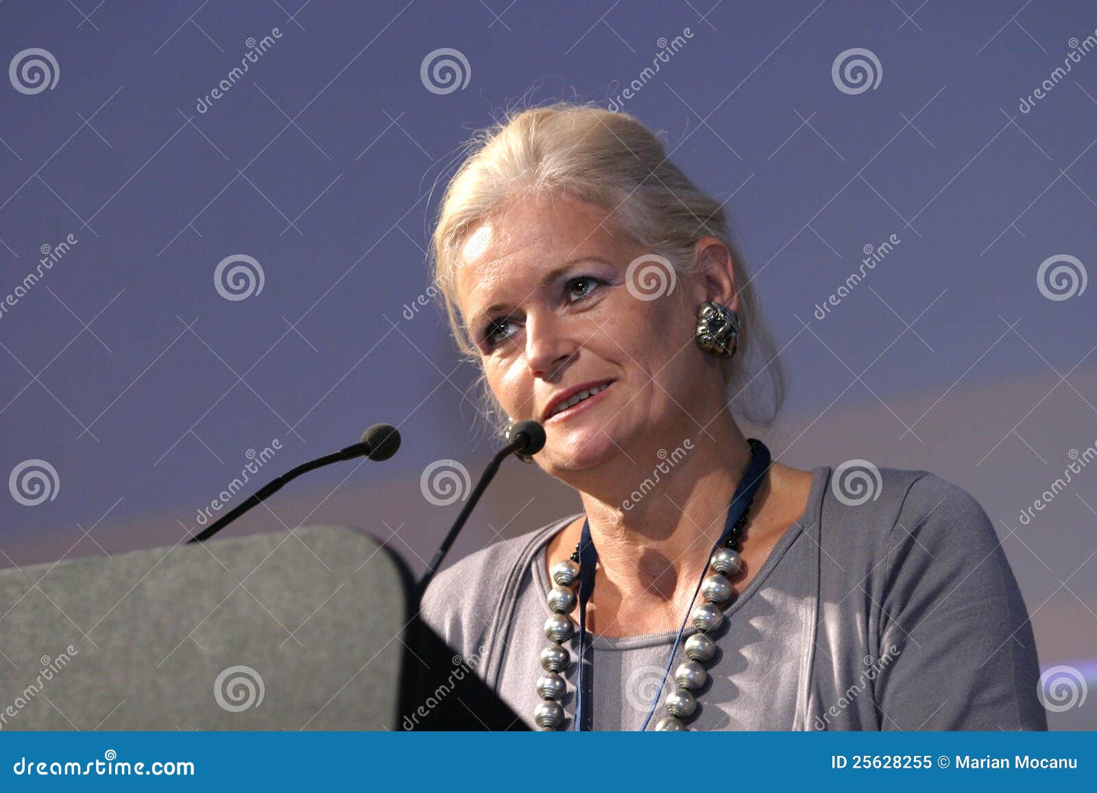 Monica Tatoiu editorial image. Image of mare, natural - 25628255