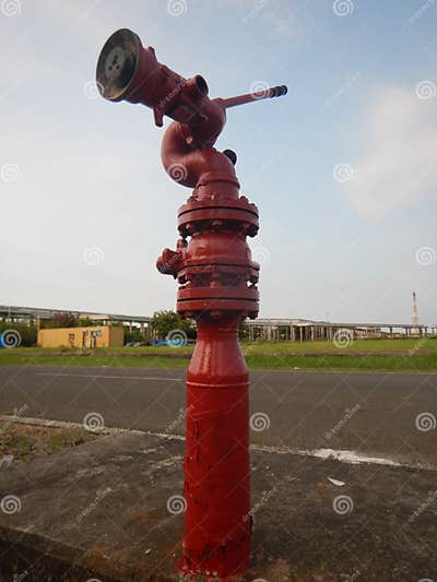 Monitor Fire Hydrant Nozzle Stock Image - Image of light, column: 260326211