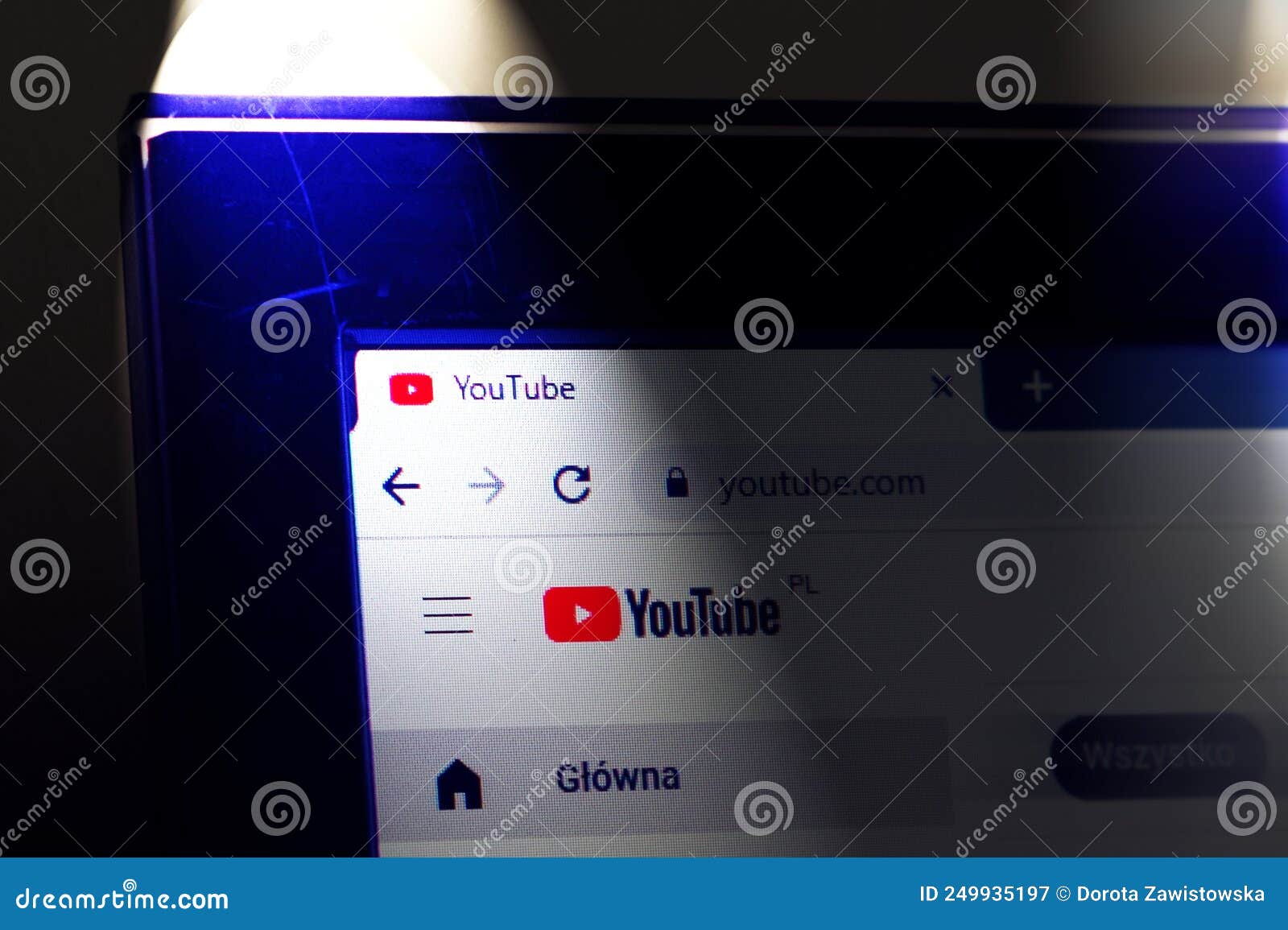 Youtube Polish in Spot Lighting Editorial Photography - Image of ...