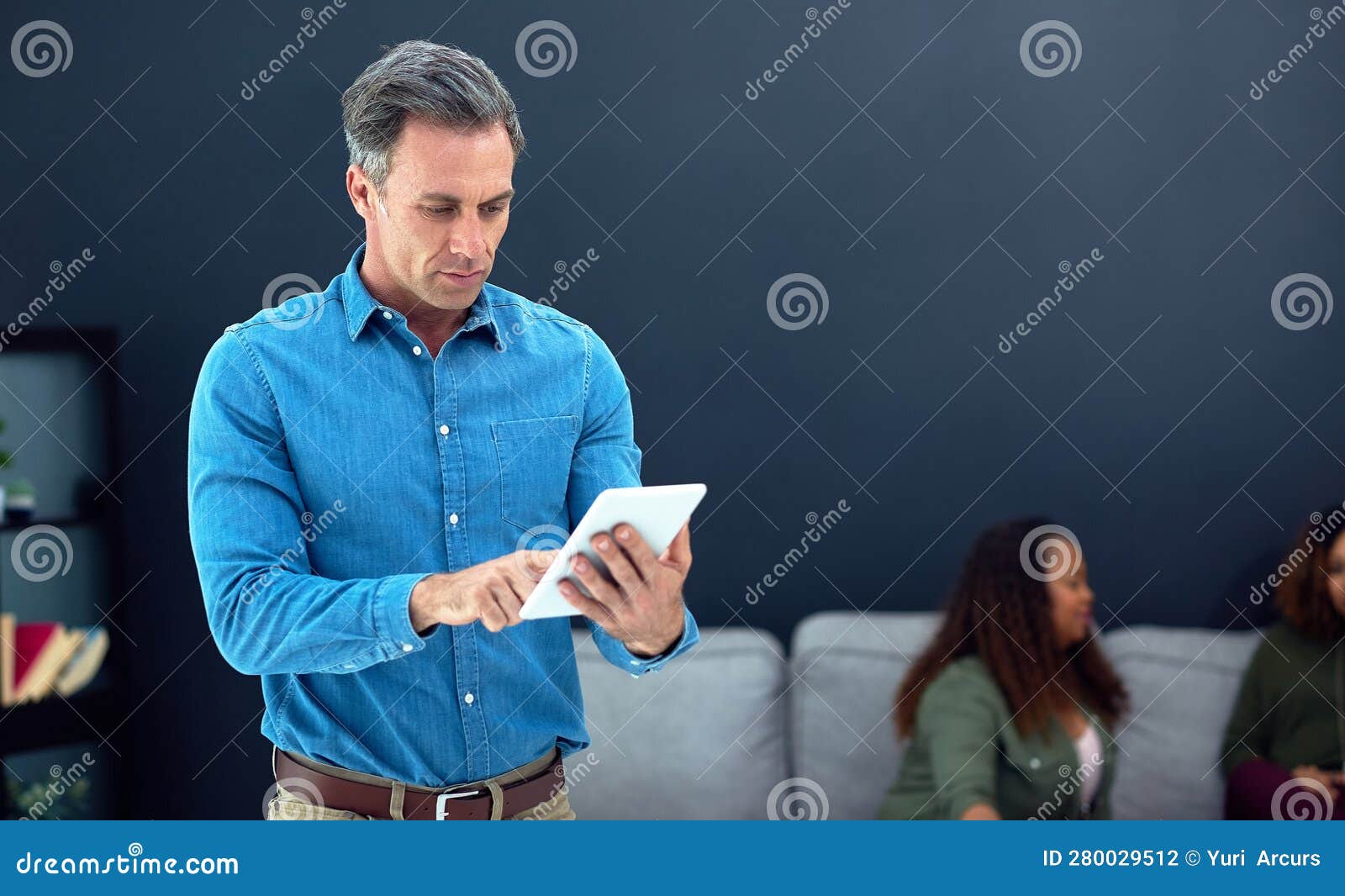 Monitoring His Teams Assignment Using Modern Technology. a Mature ...