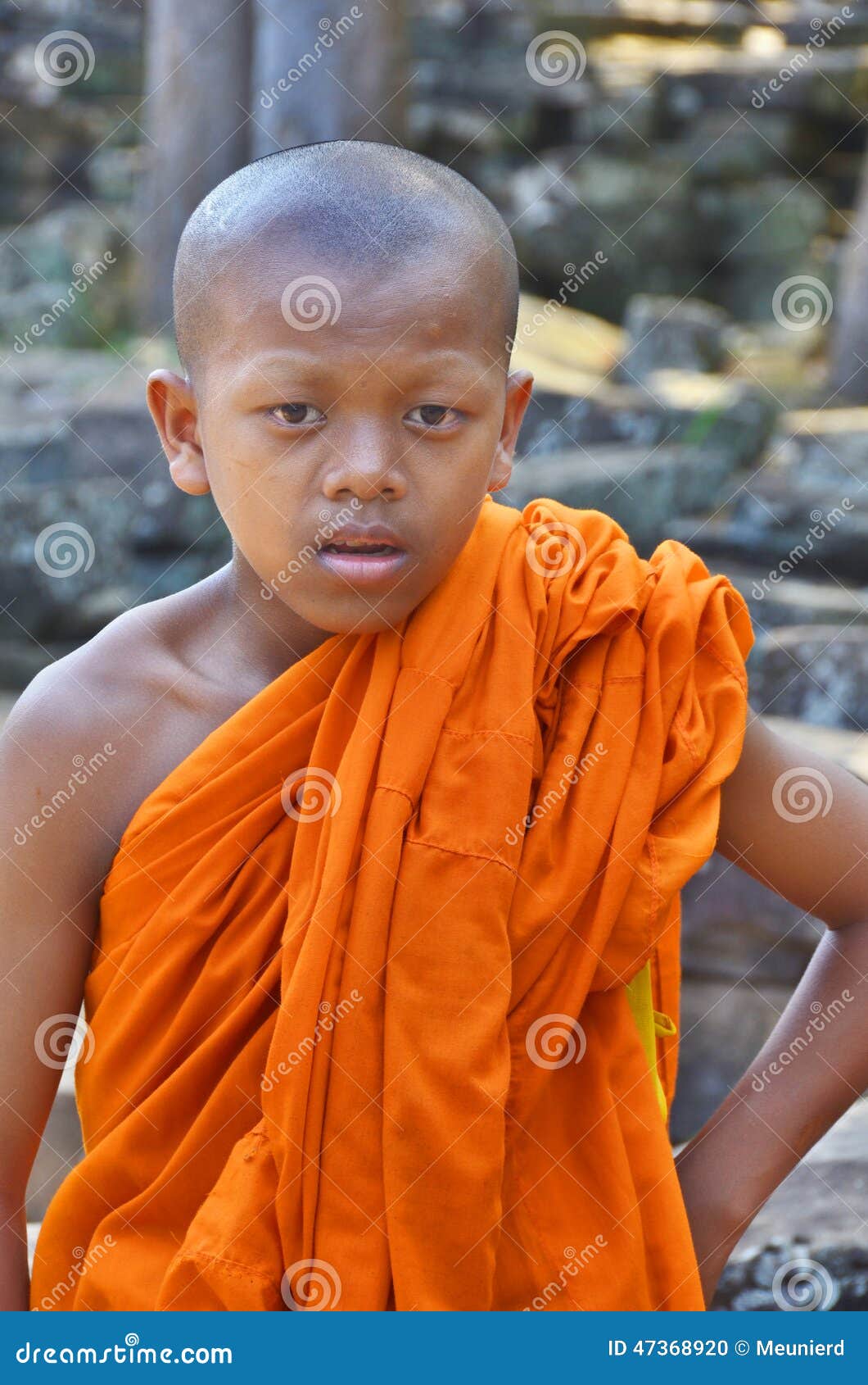 Monk redaktionell foto. Bild av trofasthet, meditera - 47368920