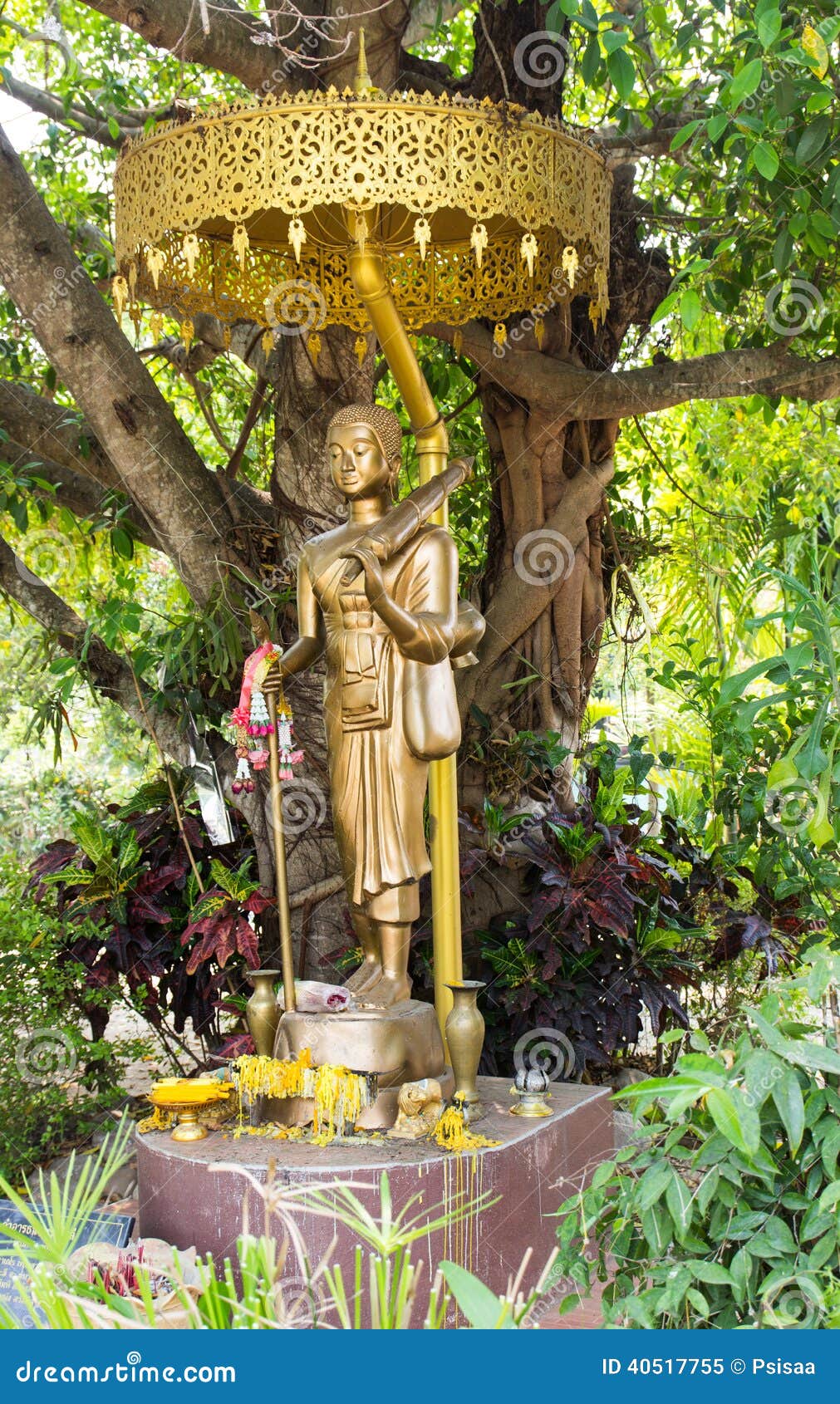 Monk Carrying Umbrella Statue Stock Photos - Free & Royalty-Free Stock ...