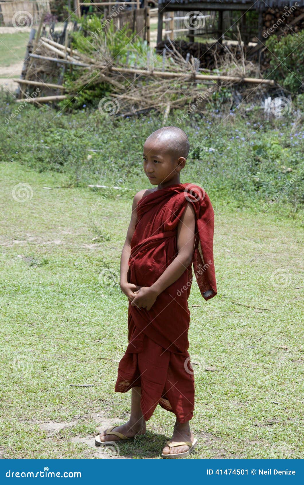 Monk Child Standing Been Cool Editorial Photo - Image of doorway, kids ...