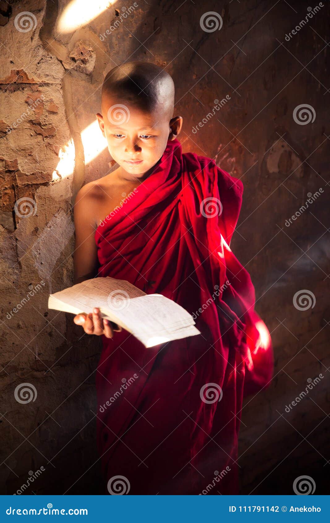 Monk Study in Temple by Read a Book Editorial Photography - Image of people, learning: 111791142