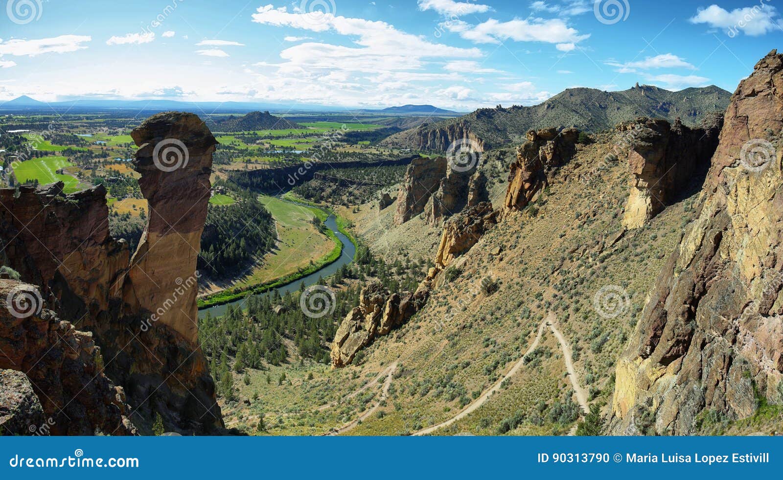 Monkey Face, Smith Rock Park Stock Photo - Image of geological, nature ...