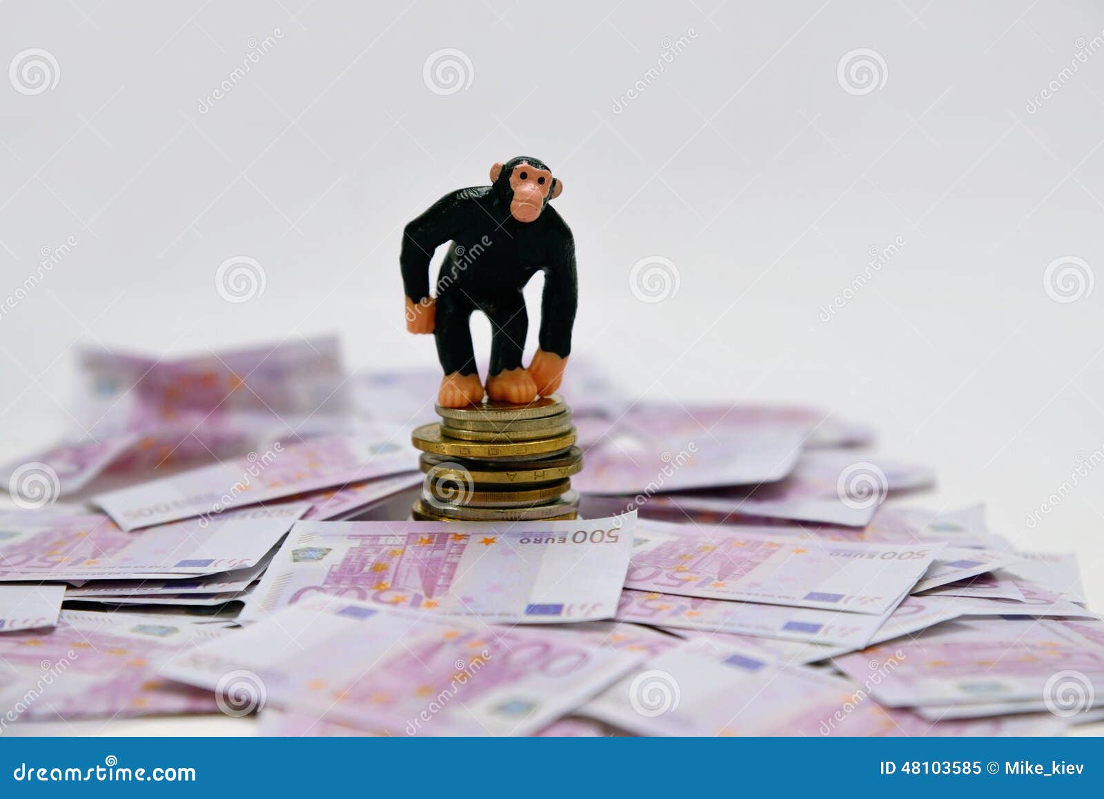 Monkey and money stock image. Image of chimpanzee, credit - 48103585