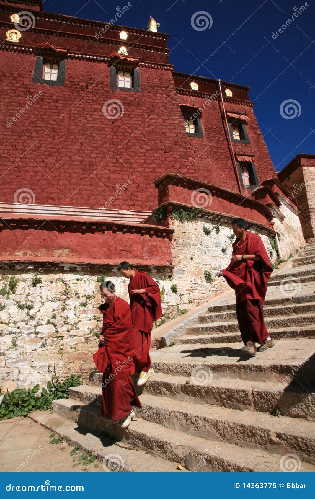 Monks in Tibet editorial image. Image of people, black - 14363775