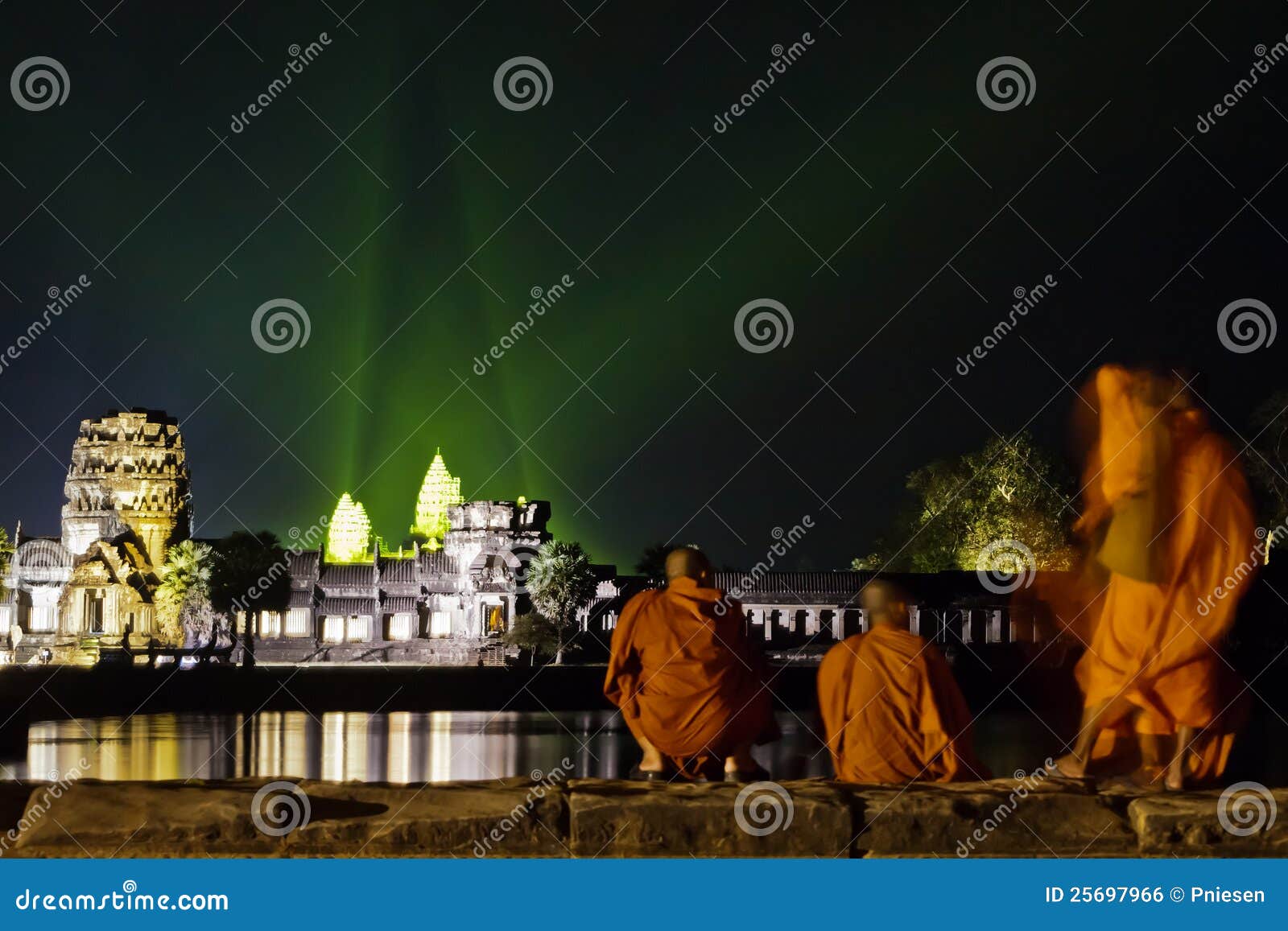 Monks Watch the Evening Light Show at Angkor Ruins Editorial Photo ...