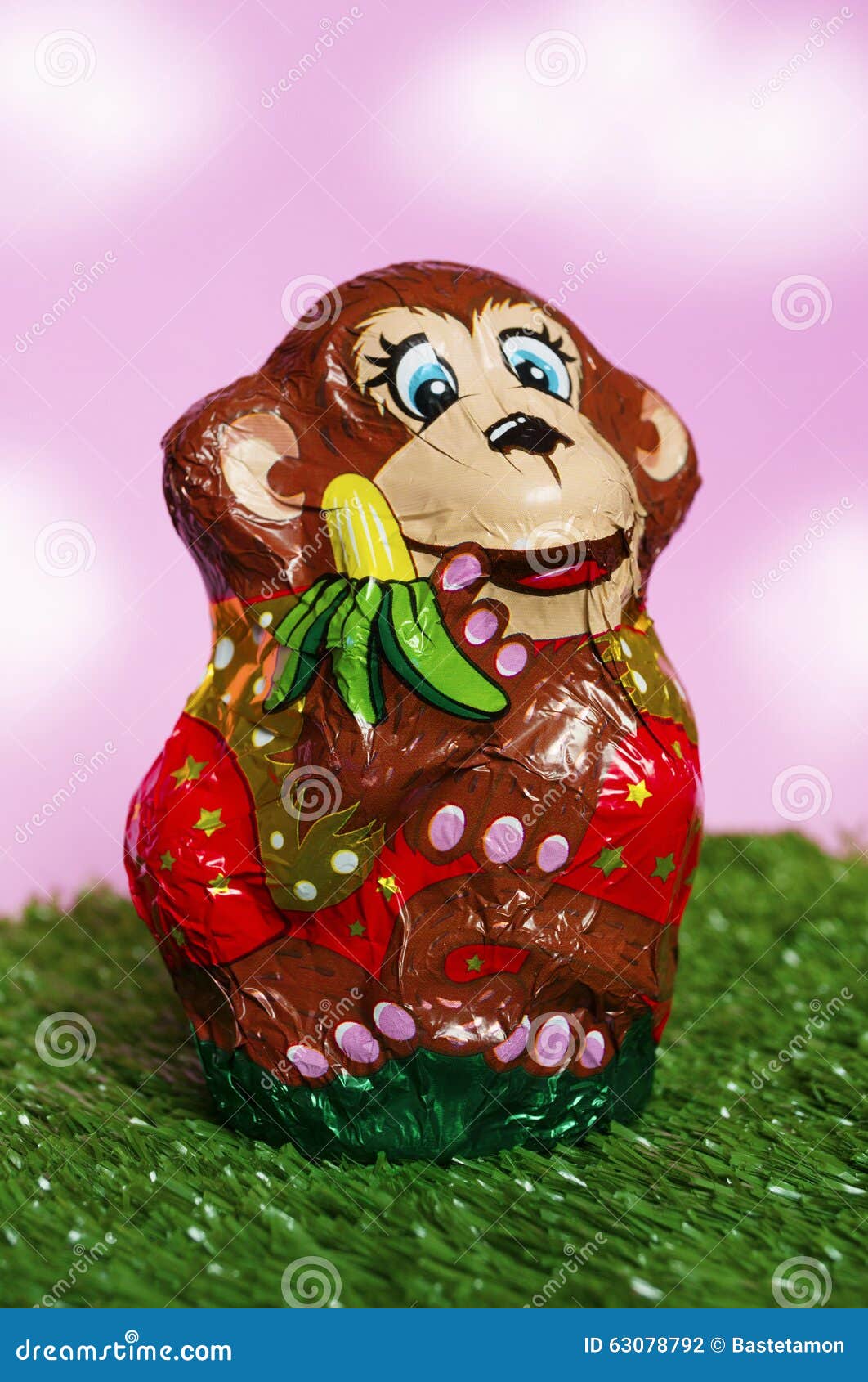 Mono Del Chocolate En Una Envoltura Foto de archivo - Imagen de chino ...