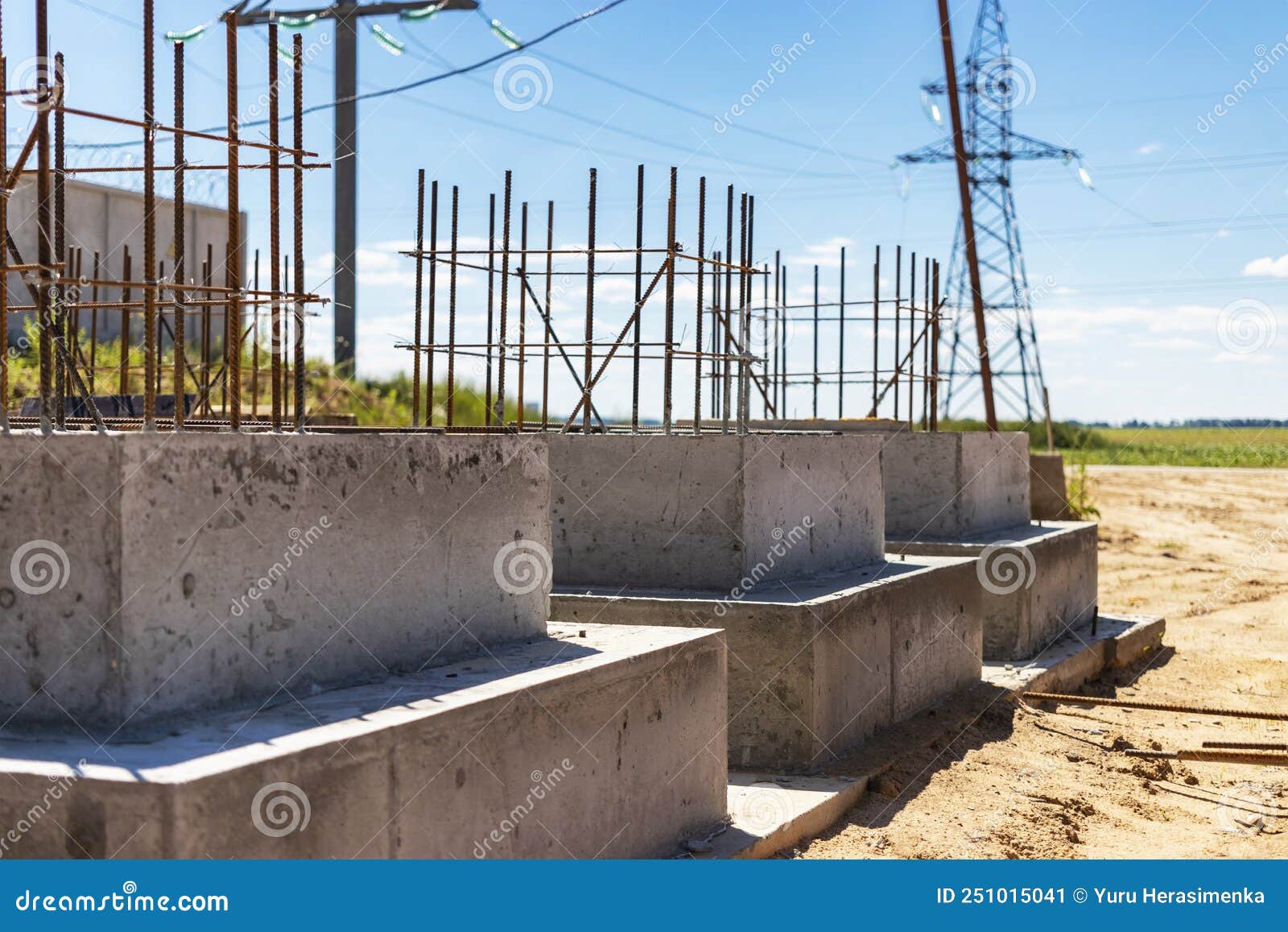 Monolithic Reinforced Concrete Foundations for the Construction of a ...
