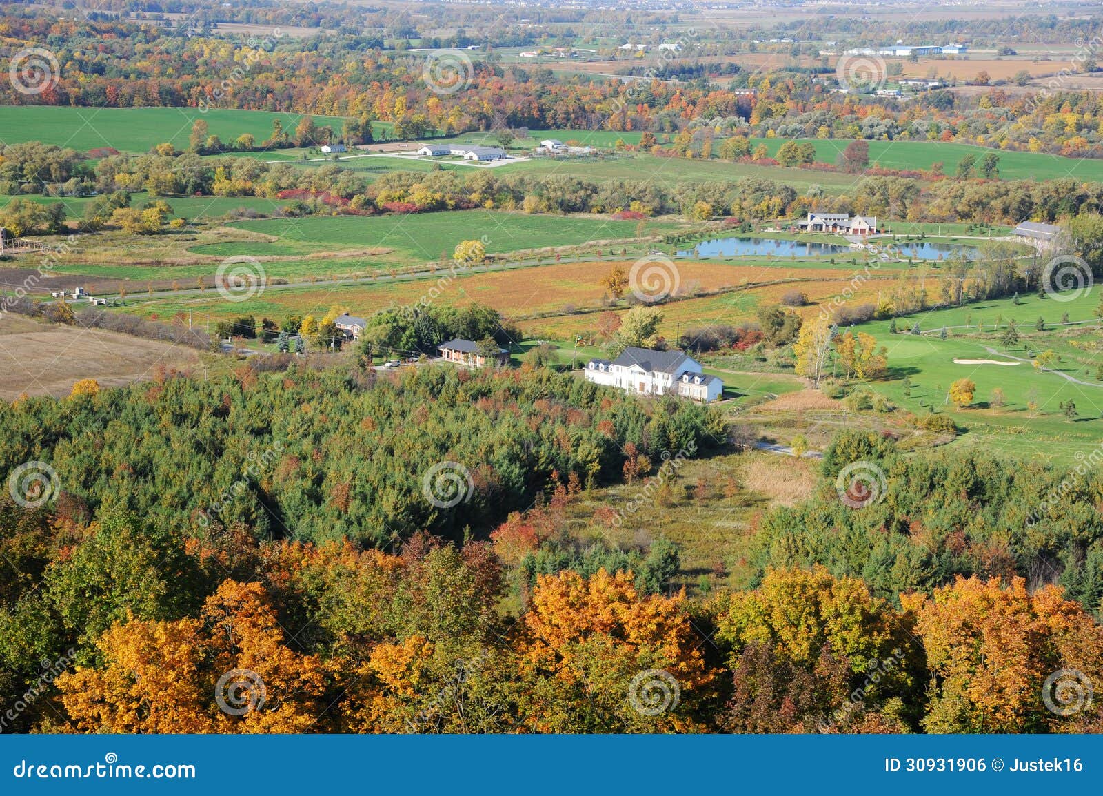 Montagem Nemo Lookout Na Queda Foto de Stock - Imagem de nave, ninguém ...