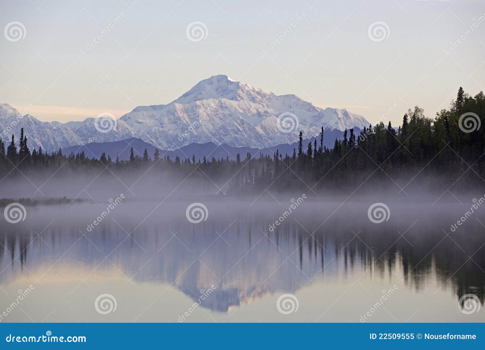 Montagna Dell'Alaska Denali Immagine Stock - Immagine di autunno ...