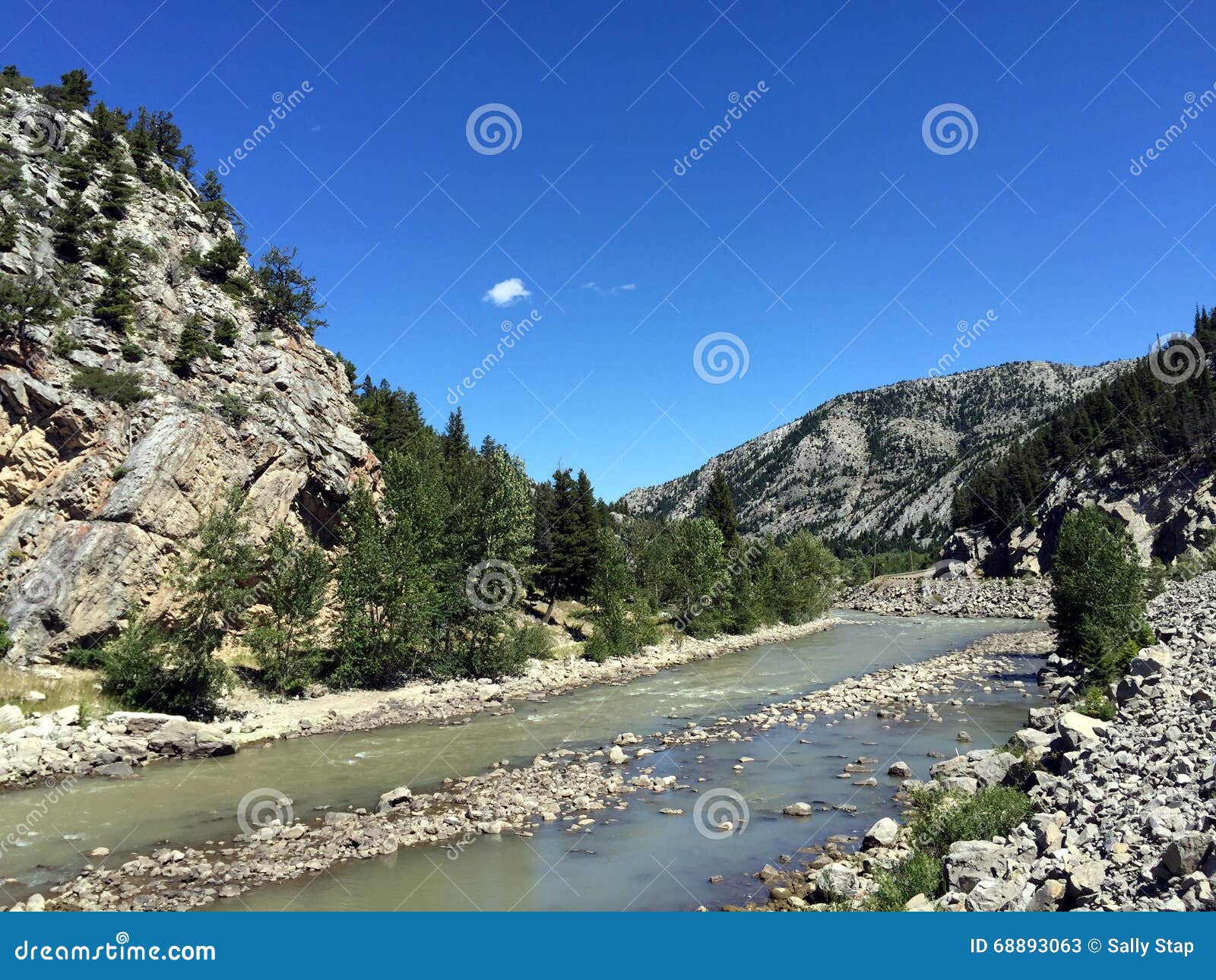 Montana stock image. Image of mountains, nature, water - 68893063