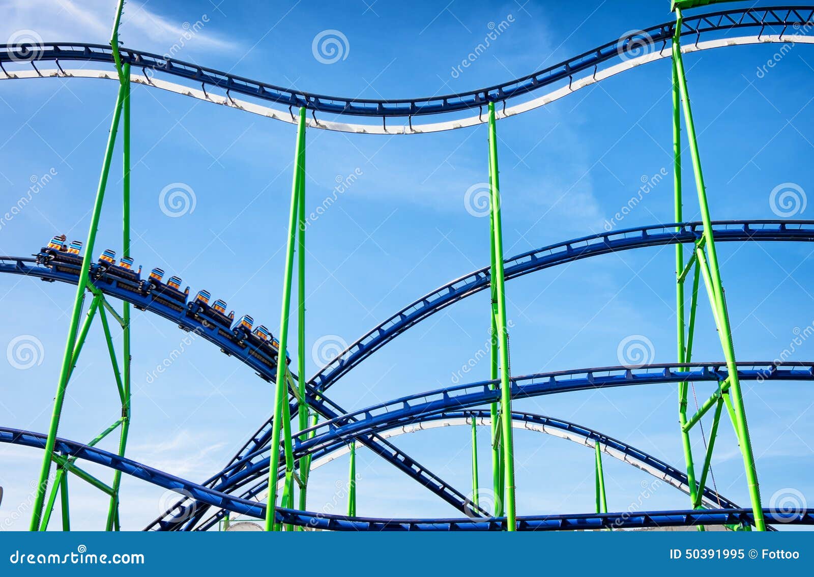 Montanha Russa Em Viena Prate Imagem de Stock - Imagem de looping ...