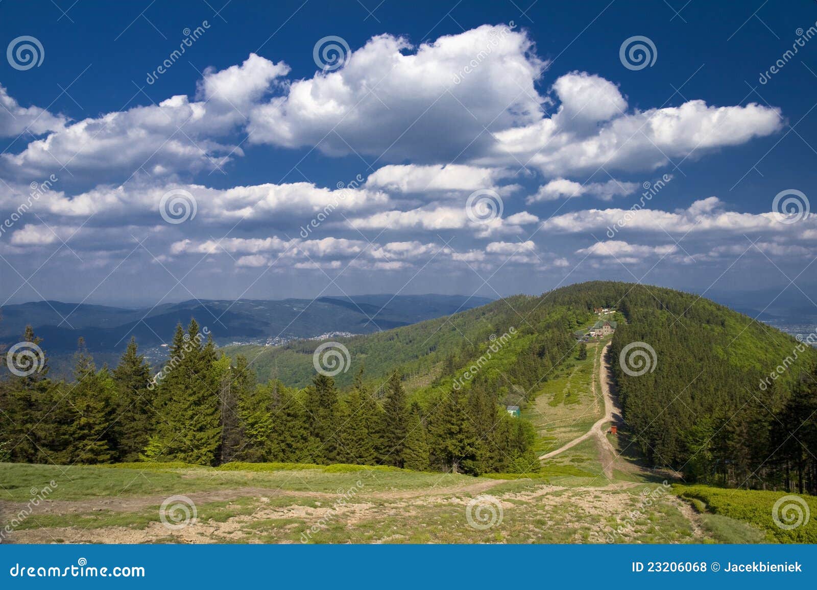 Montanhas Polonesas Beskidy Foto de Stock - Imagem de cena, cenas: 23206068