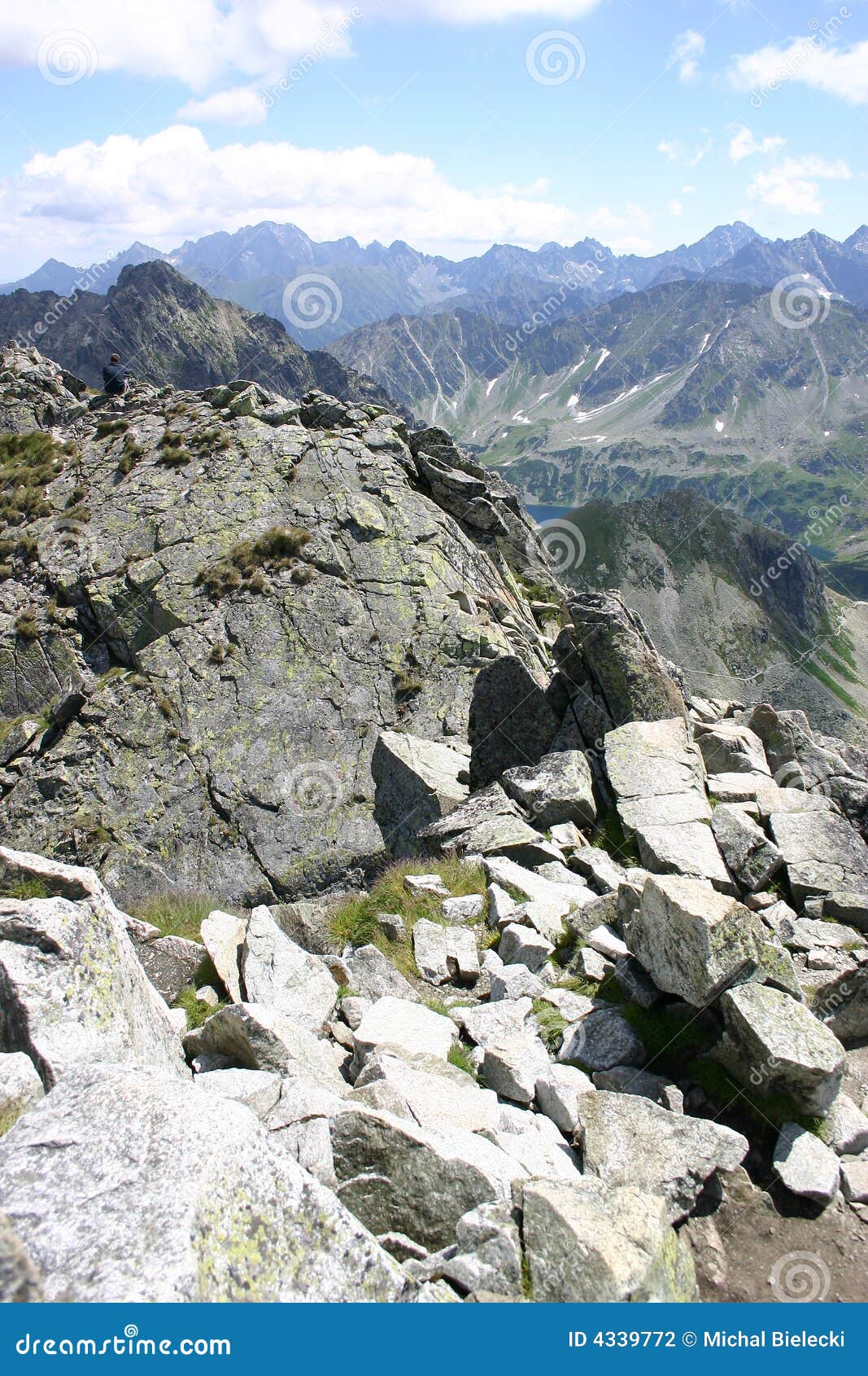 Montanhas Polonesas De Tatra Foto de Stock - Imagem de céu, polônia ...