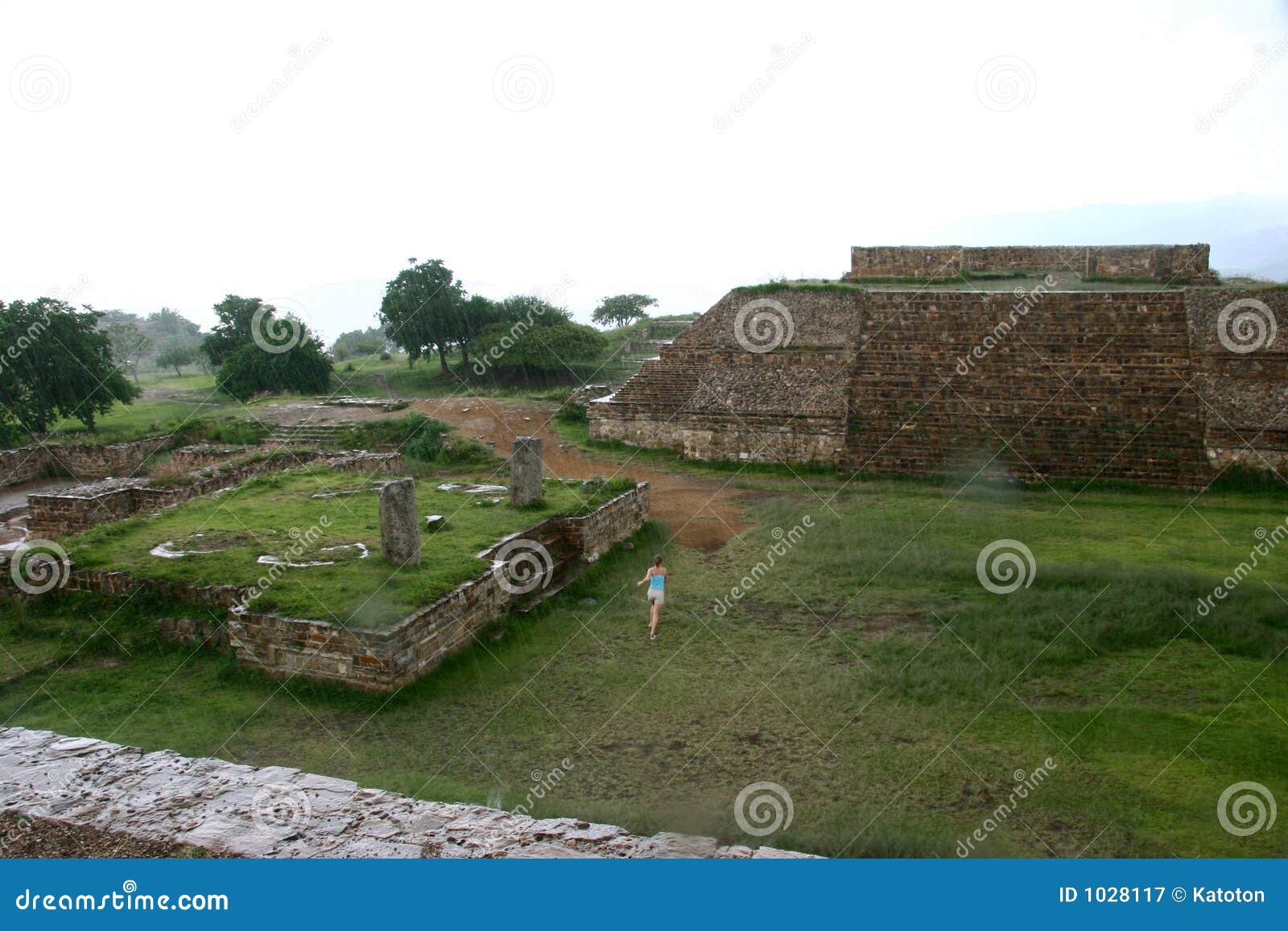 Monte alban stock image. Image of mexico, tour, archeology - 1028117