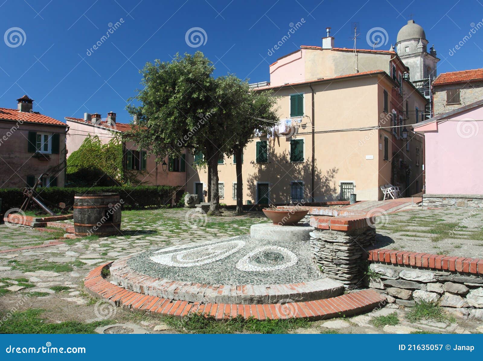 Montemarcello square stock image. Image of barrel, italy - 21635057