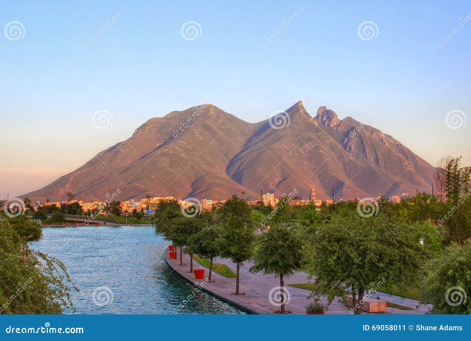 Monterrey, Mexico editorial photo. Image of trees, leon - 69058011