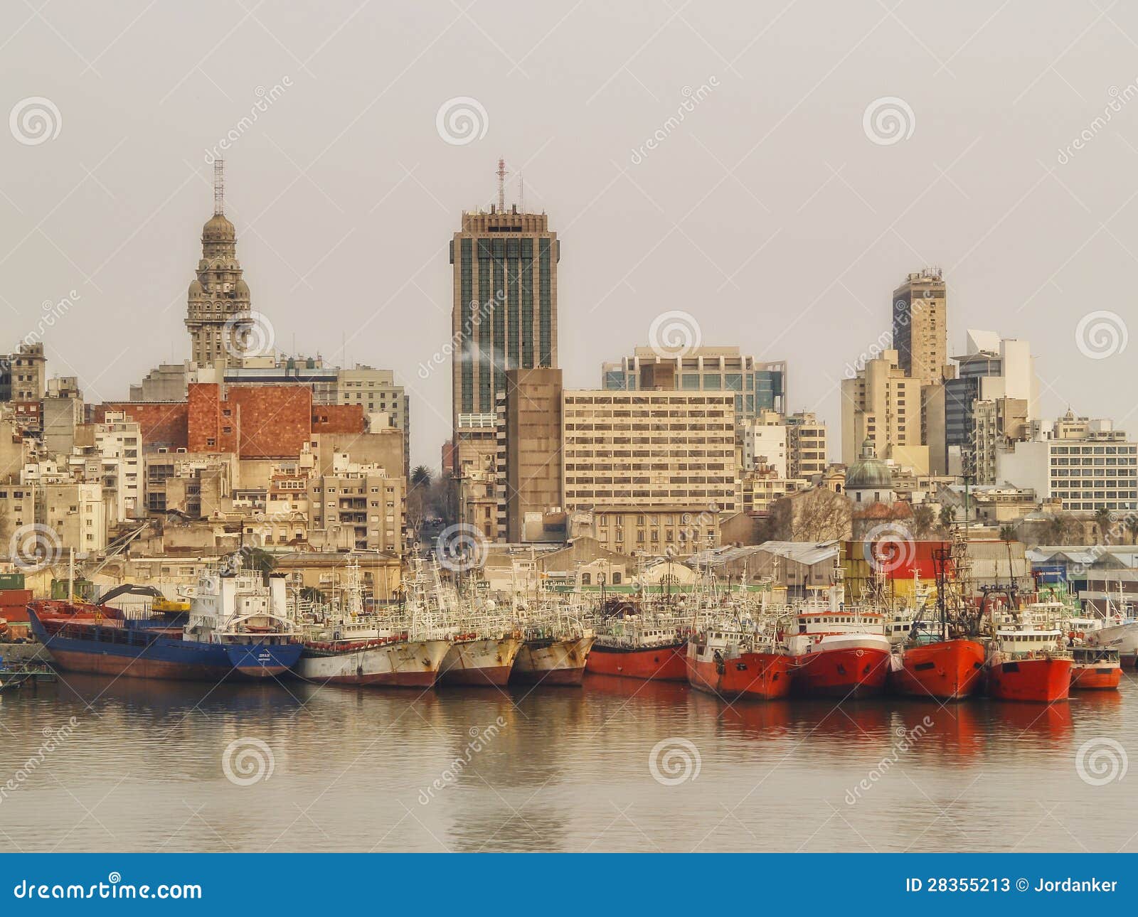 Montevideo Port stock image. Image of exportations, buildings - 28355213