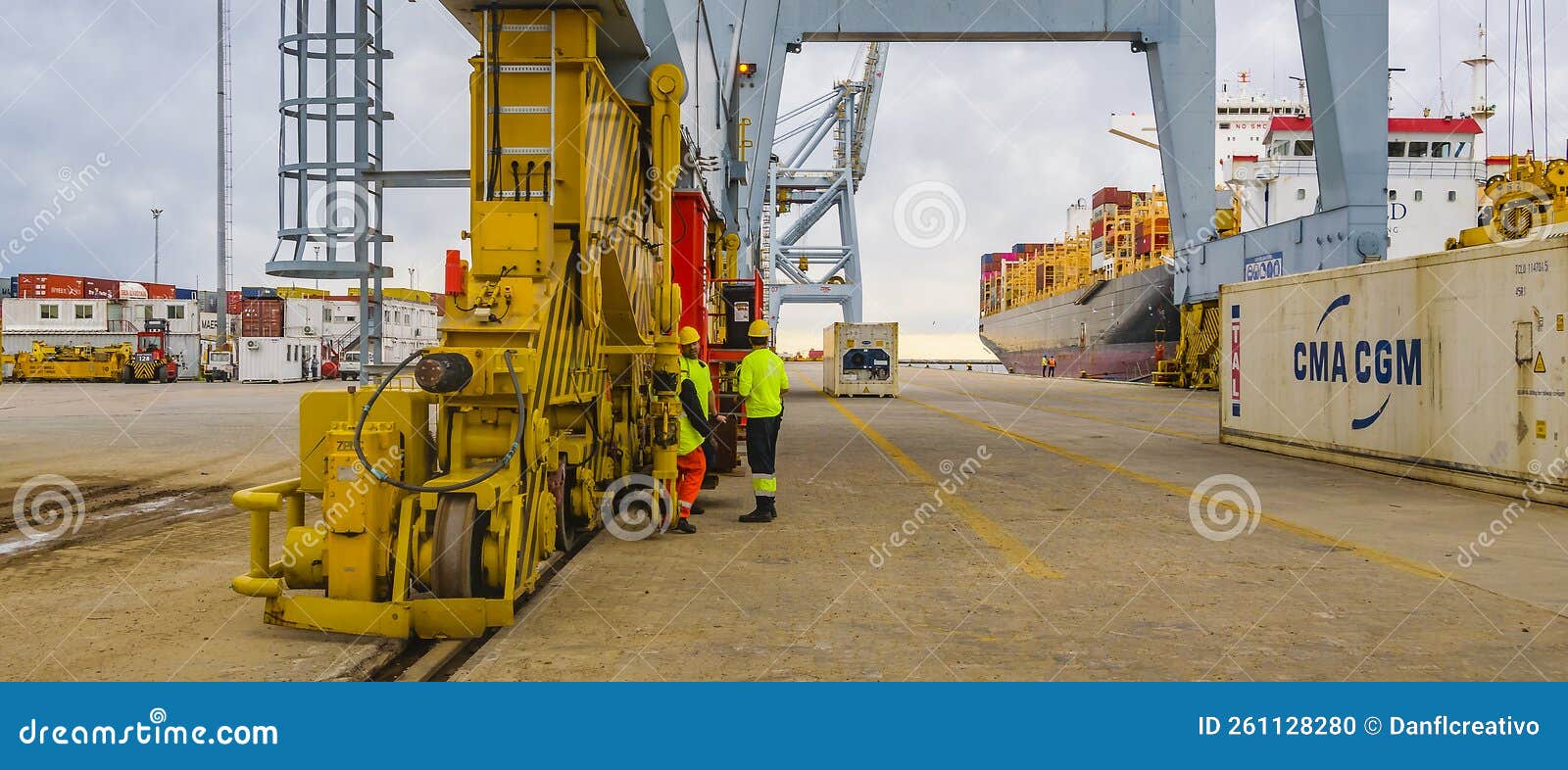 Container Loading, Montevideo Port Editorial Image - Image of logistics ...