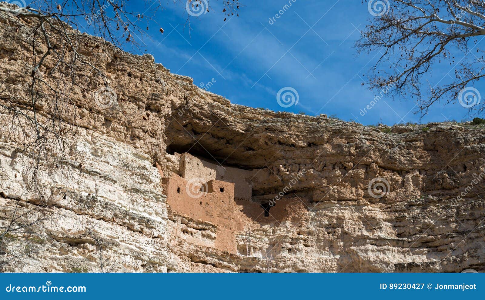Montezuma Castle and Well stock image. Image of nature - 89230427