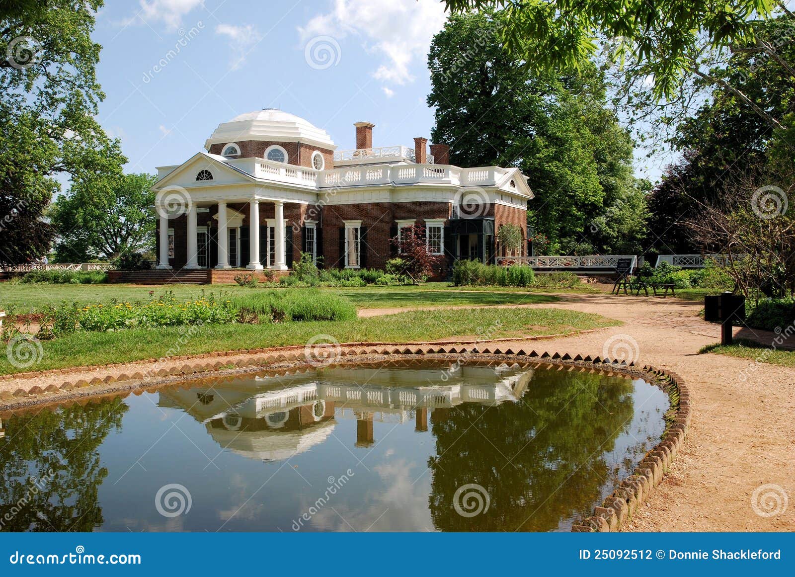Monticello stock photo. Image of architecture, reflection - 25092512