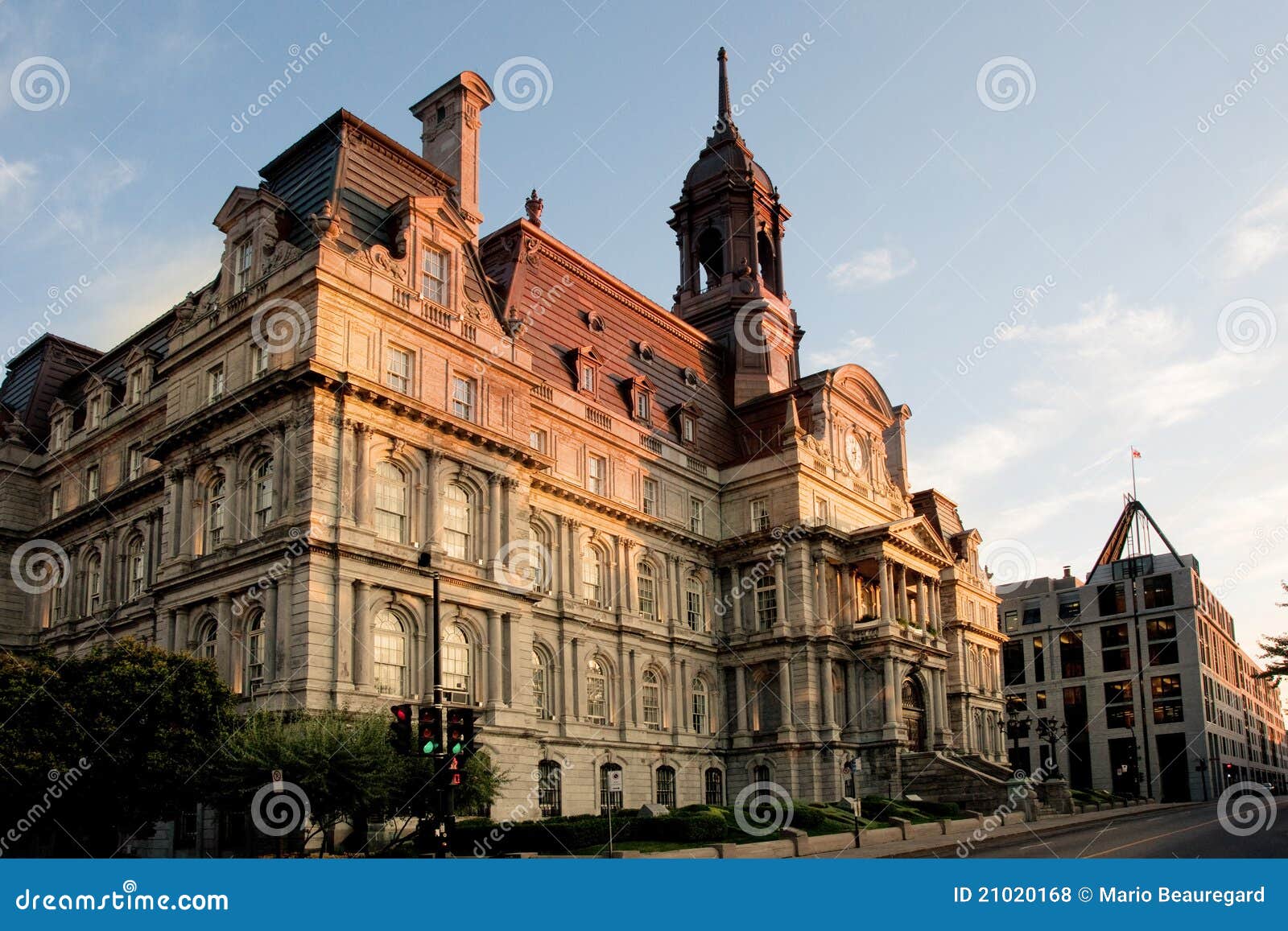 Montreal`s City Hall Is One Of The Best Examples Of The Second Empire ...