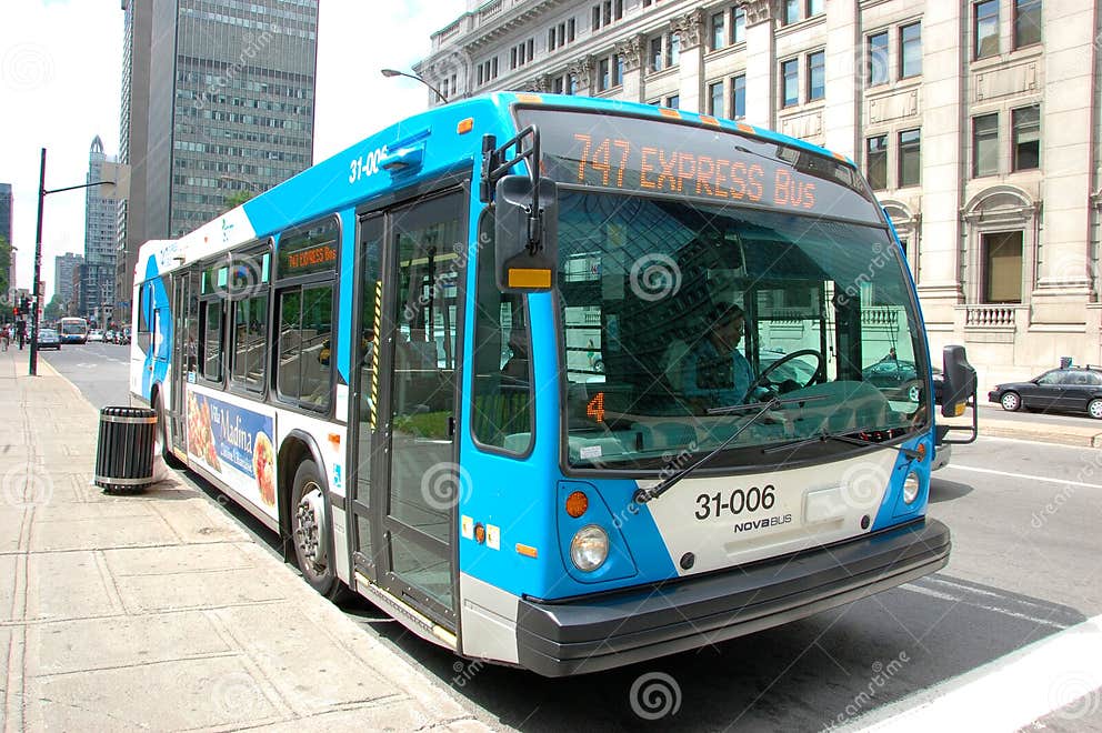 Montreal Express Bus editorial photography. Image of montreal - 20663587