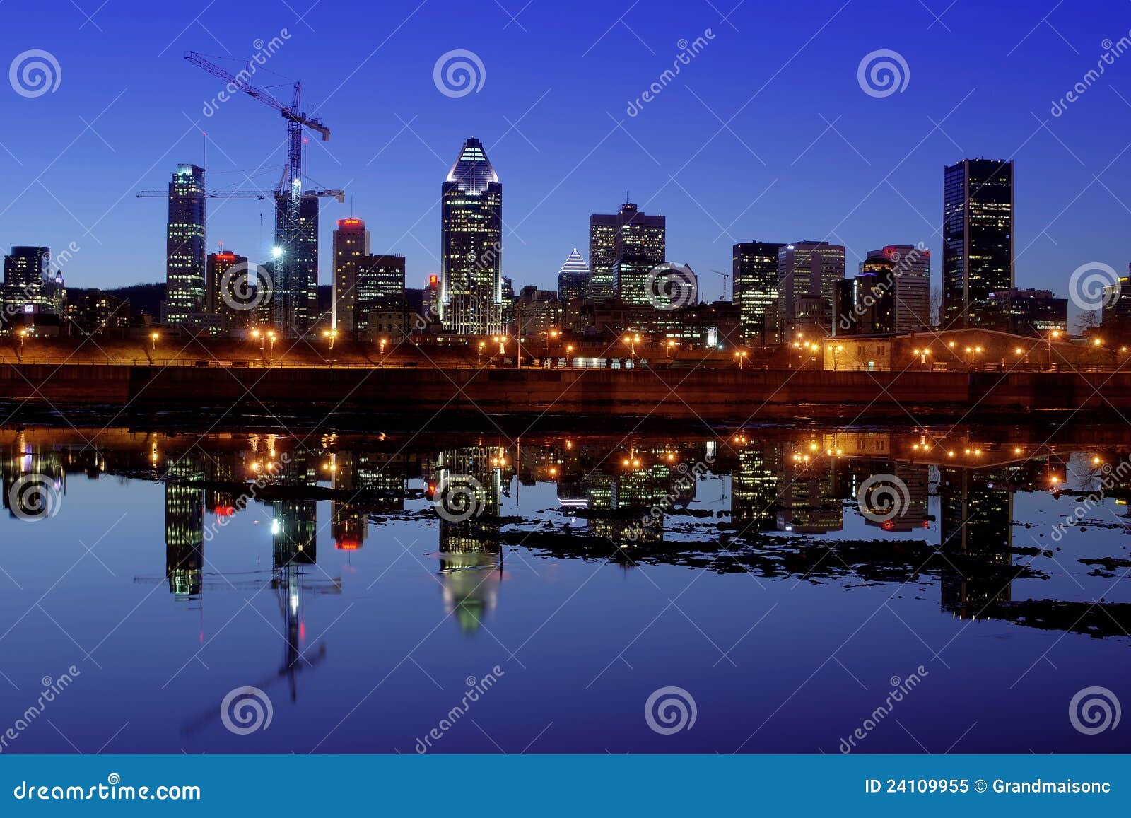 Montreal at night editorial image. Image of colourful - 24109955