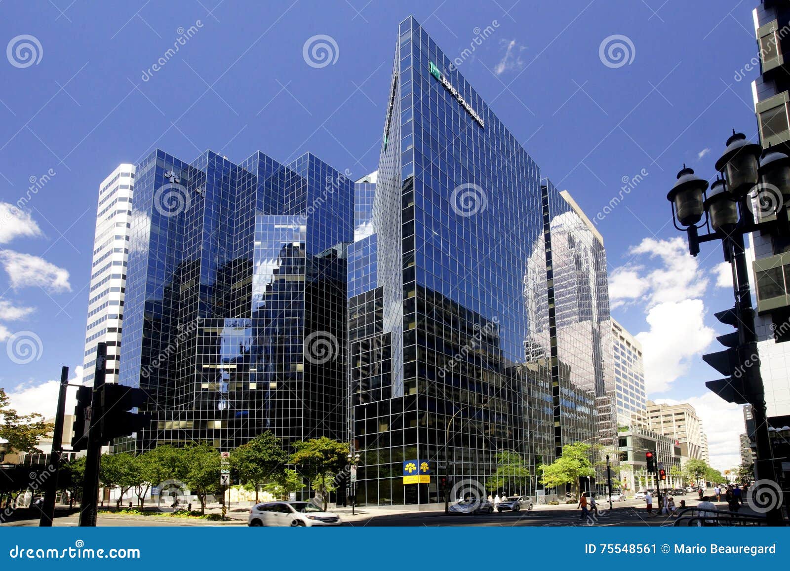 Montreal, Quebec editorial photo. Image of urban, canada - 75548561
