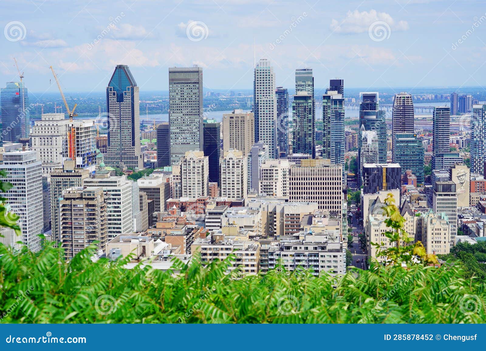 Aerial View of Montreal Downtown from Royal Mount Editorial Photography ...