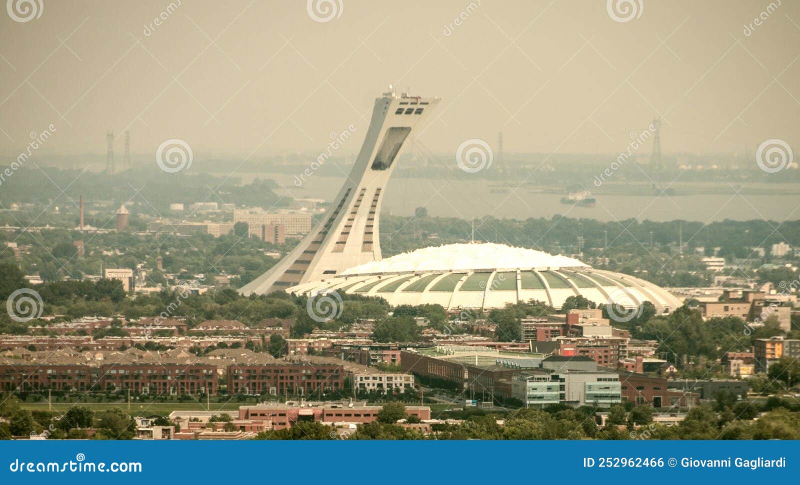 Montreal Stadium, Aerial View Editorial Photo - Image of sport ...