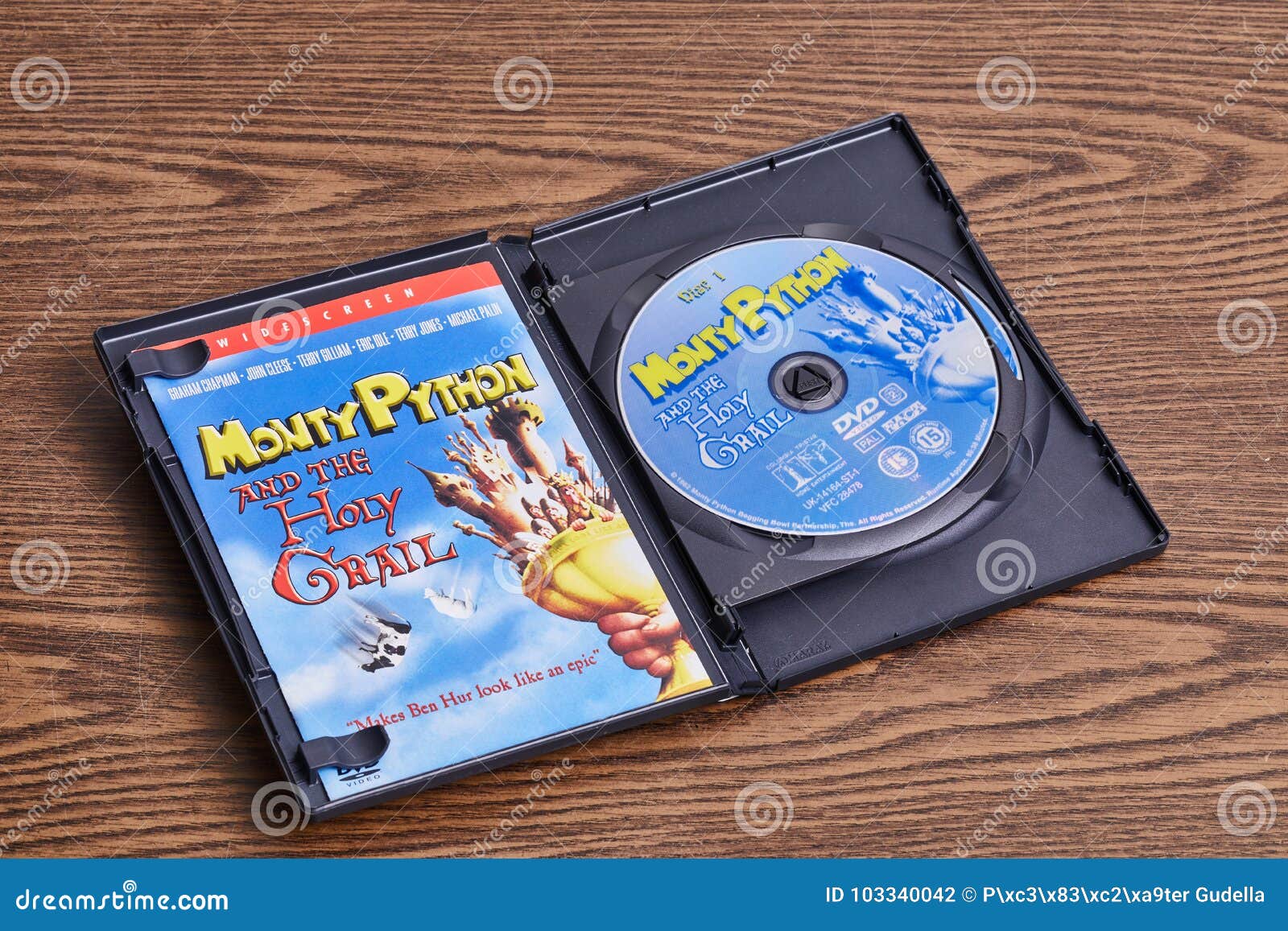 Monty Python E O Santo Graal DVD Fotografia Editorial - Imagem de grupo ...