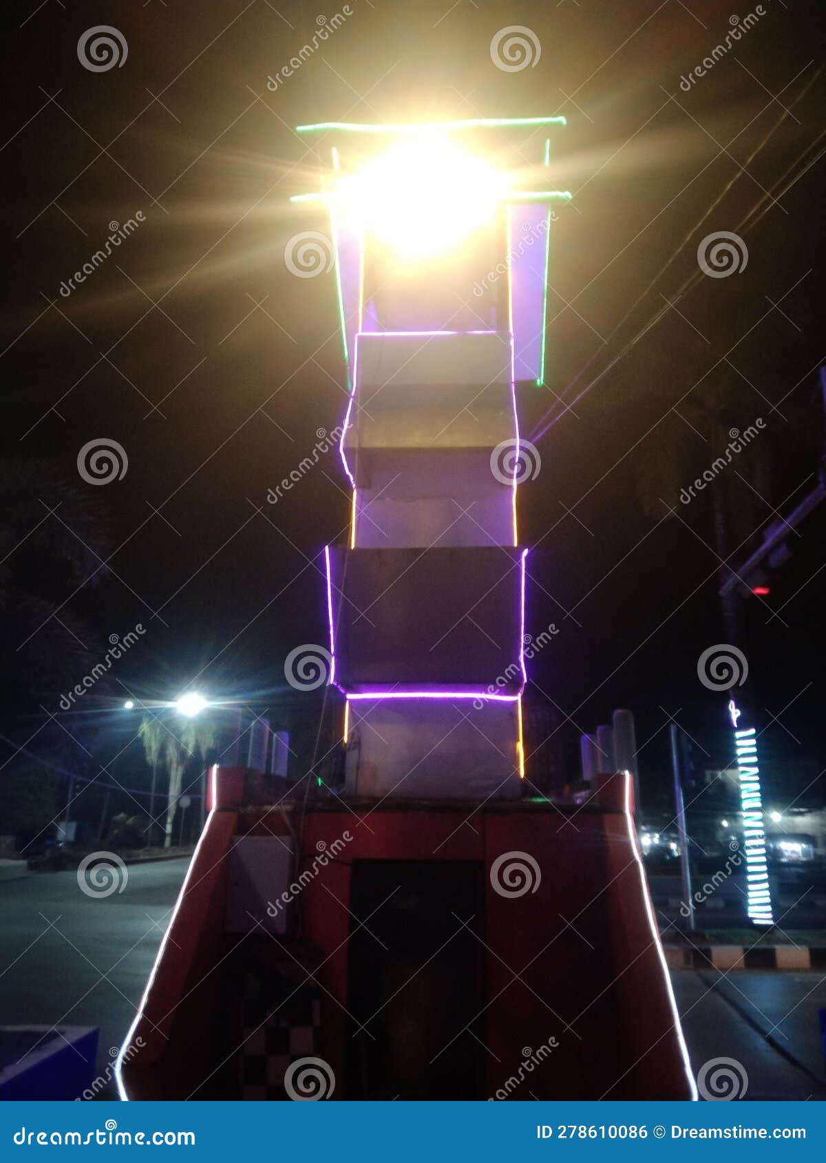 Monument Color Street Lights Stock Photo - Image of street, monument ...