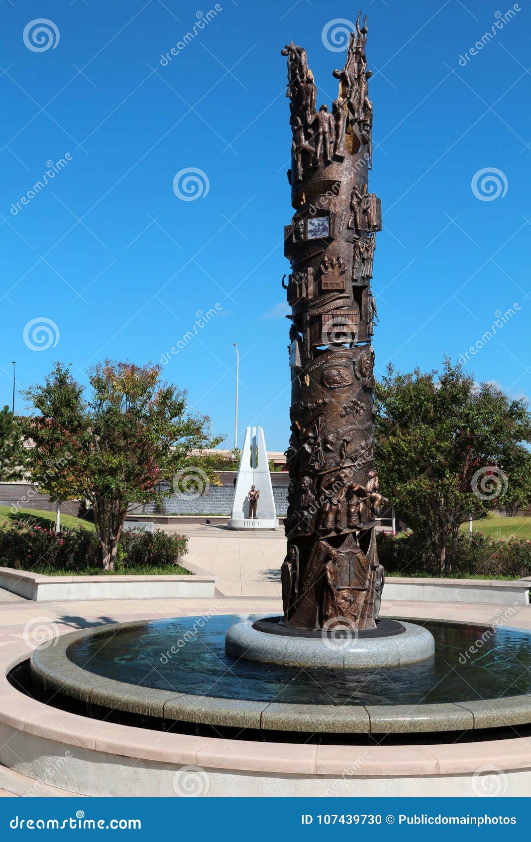 Monument, Fountain, Water Feature, Water Picture. Image: 107439730